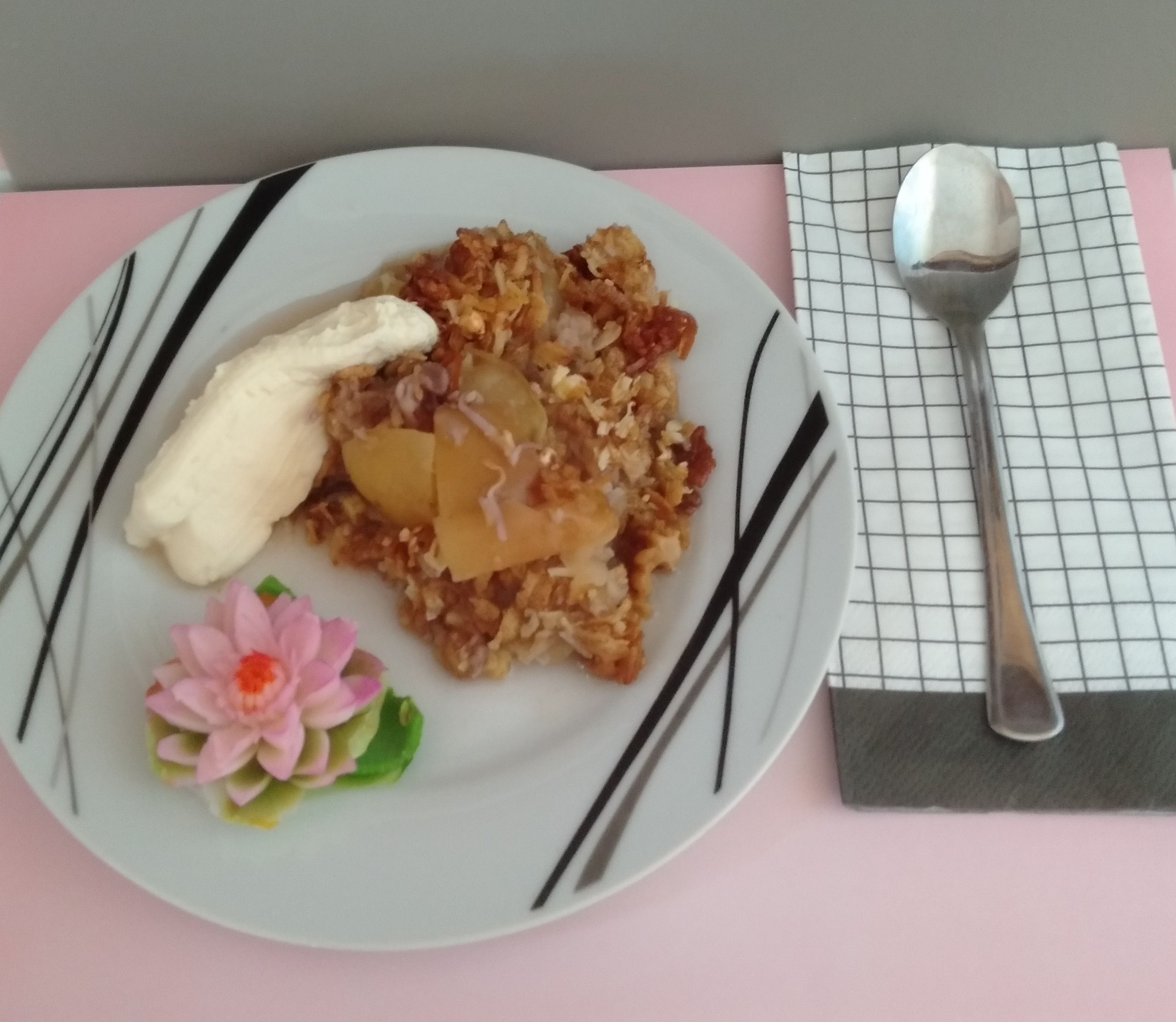 Apple & Feijoa Crumble | bunch
