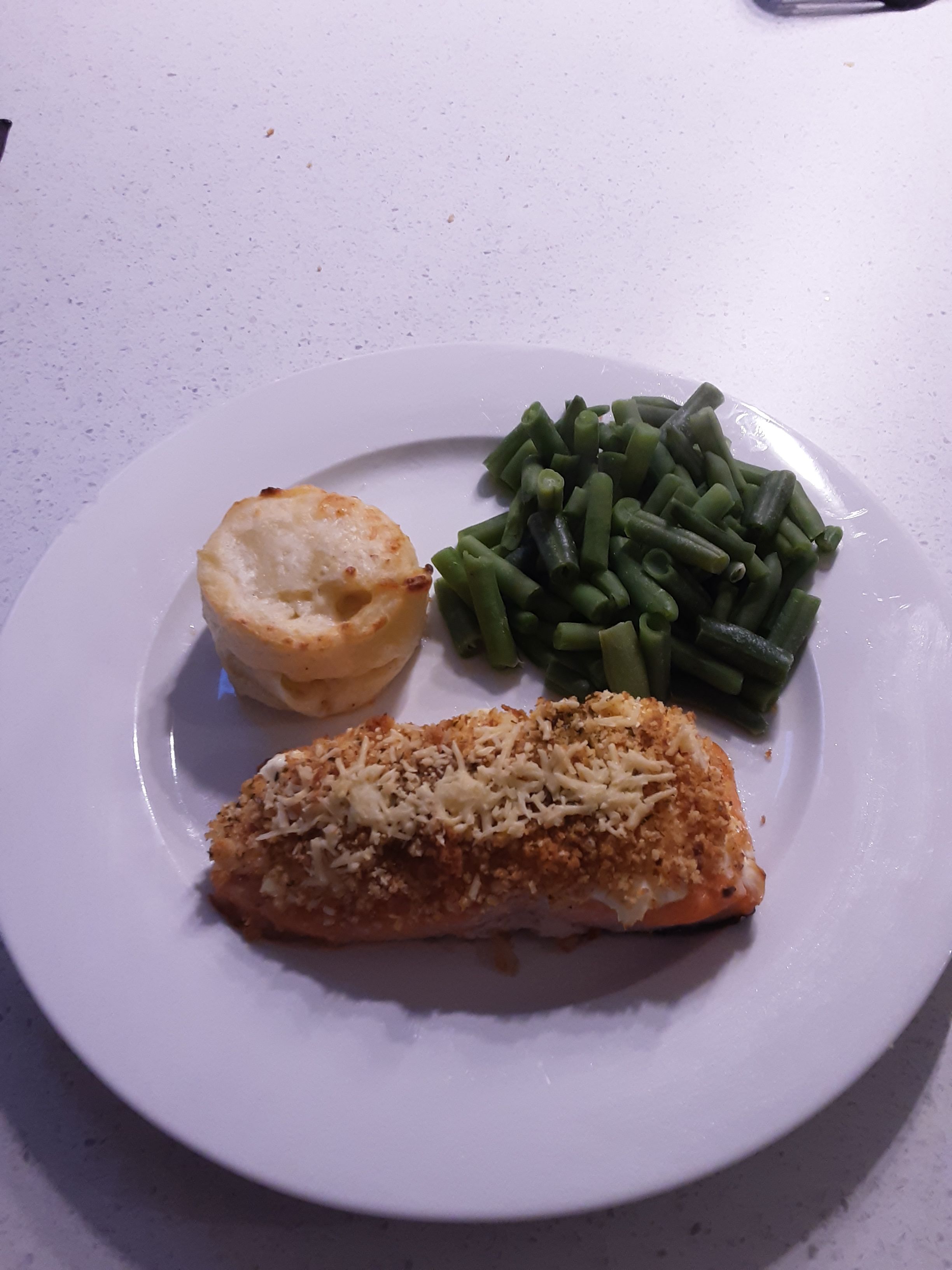 CRUNCHY TOPPED SALMON FILLETS | bunch
