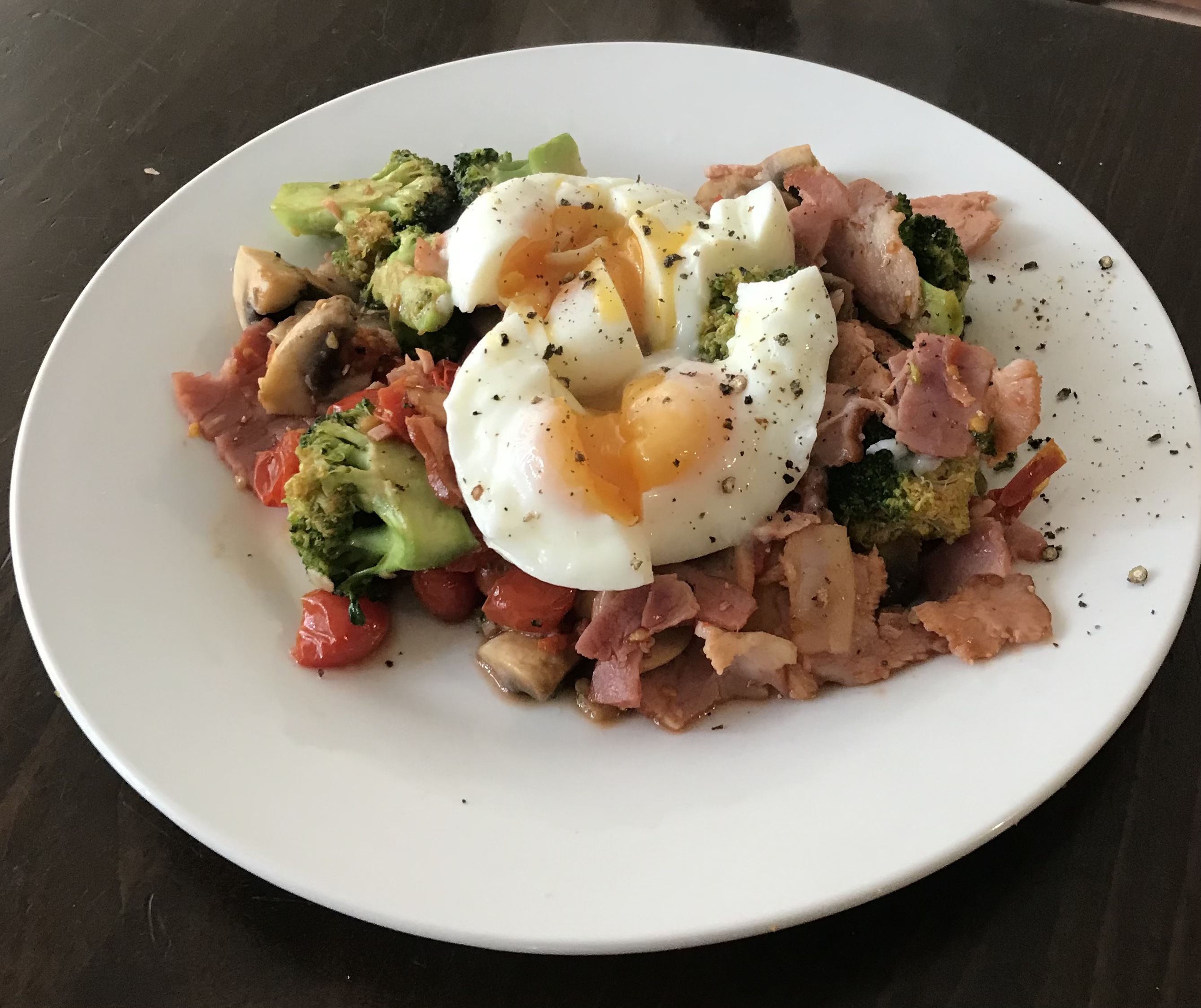 Broccoli, bacon & mushroom stir fry Brunch | bunch