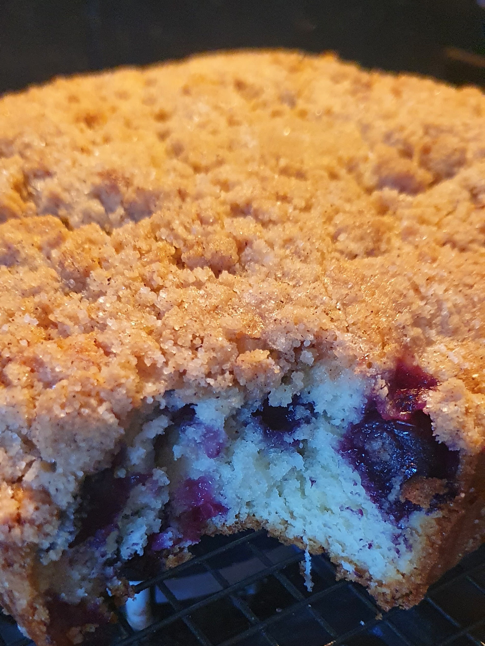Blueberry crumble cake | bunch