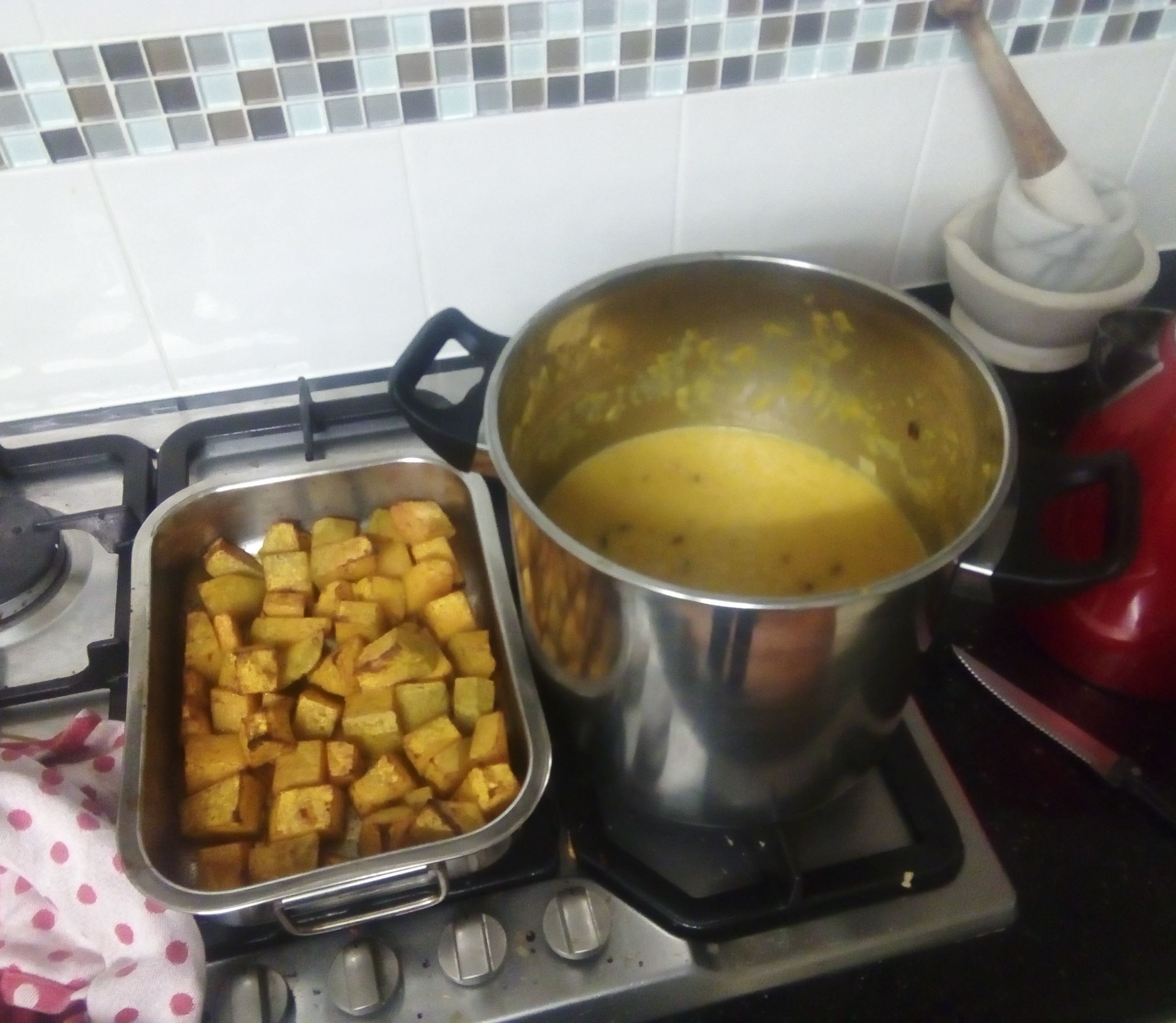 Honey roasted sweet potato and pumpkin soup | bunch