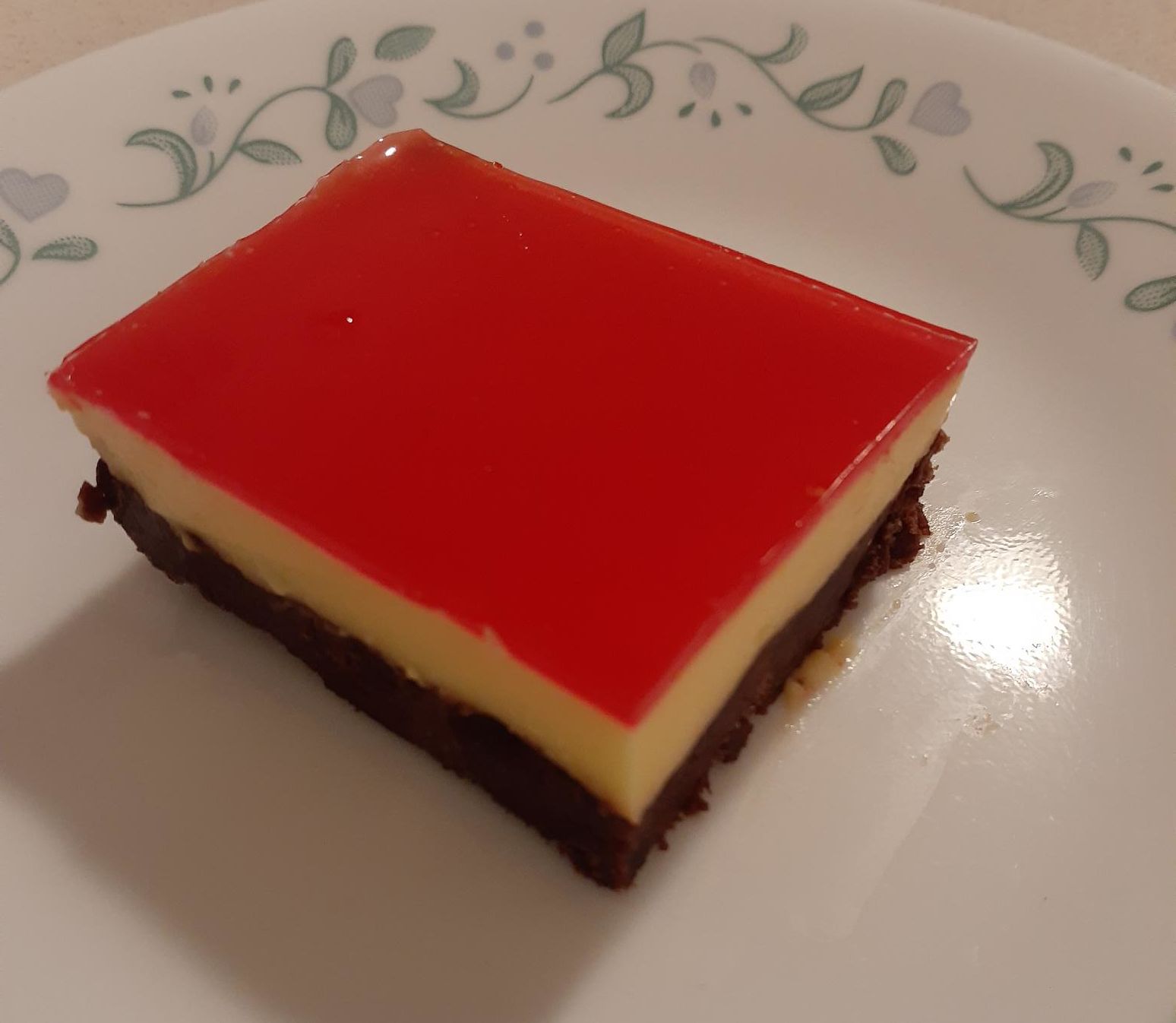 Mavis' Jelly Slice | bunch