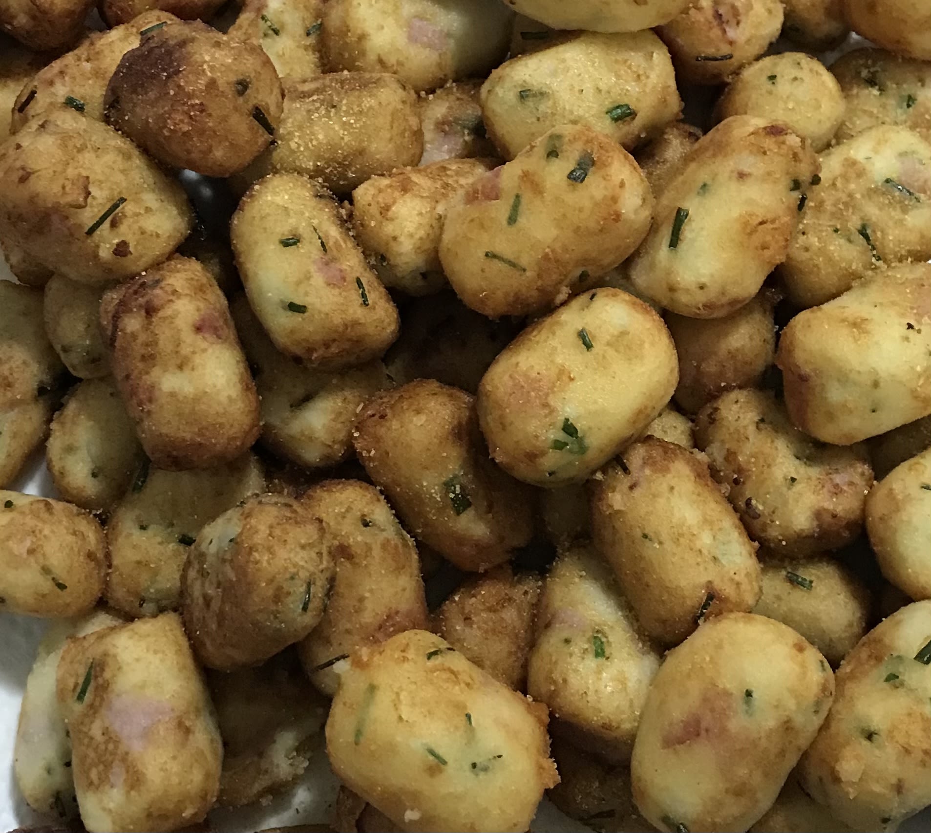 Ham, cheese and chives potato gems | bunch