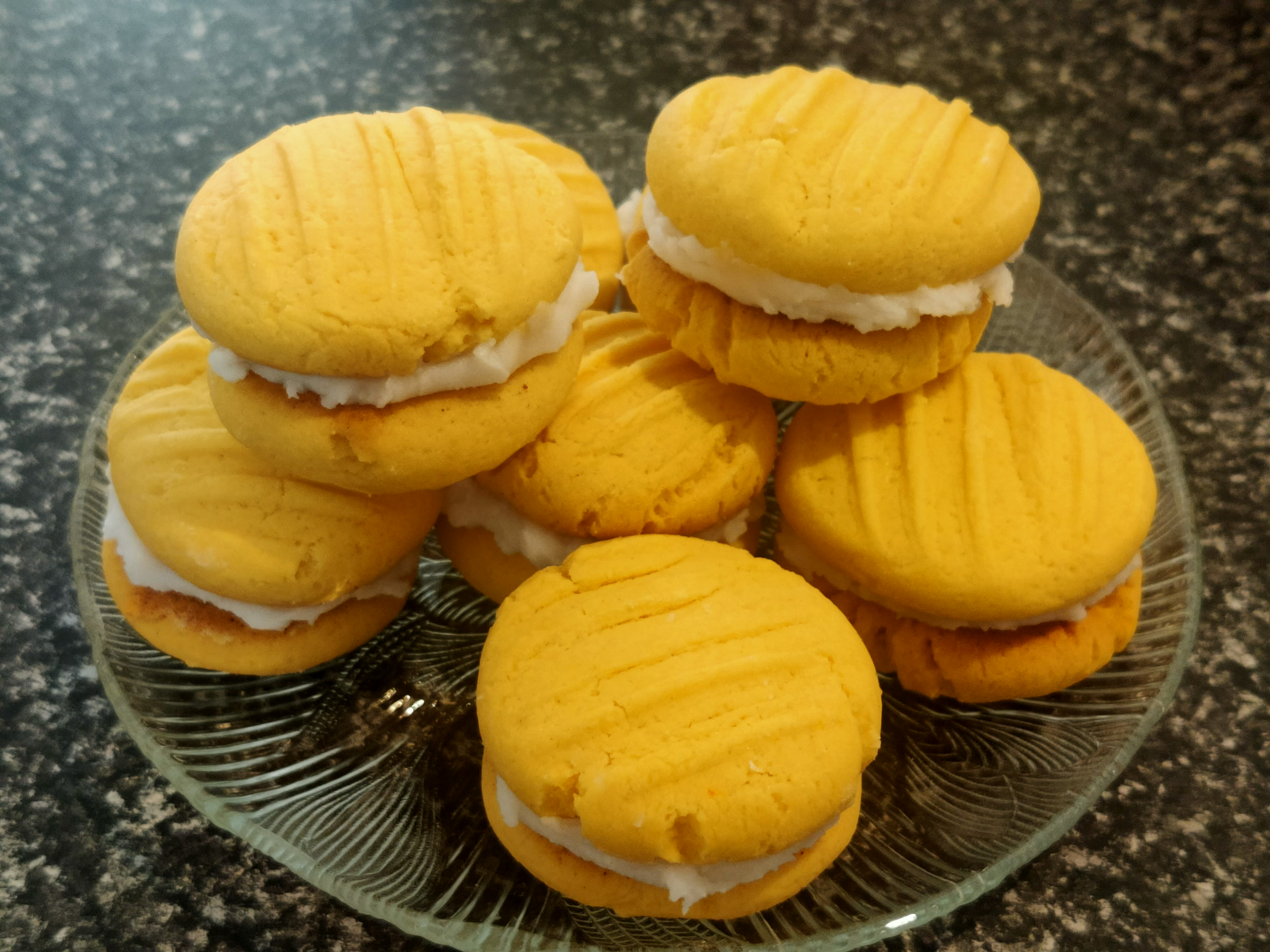 Custard Kisses | bunch