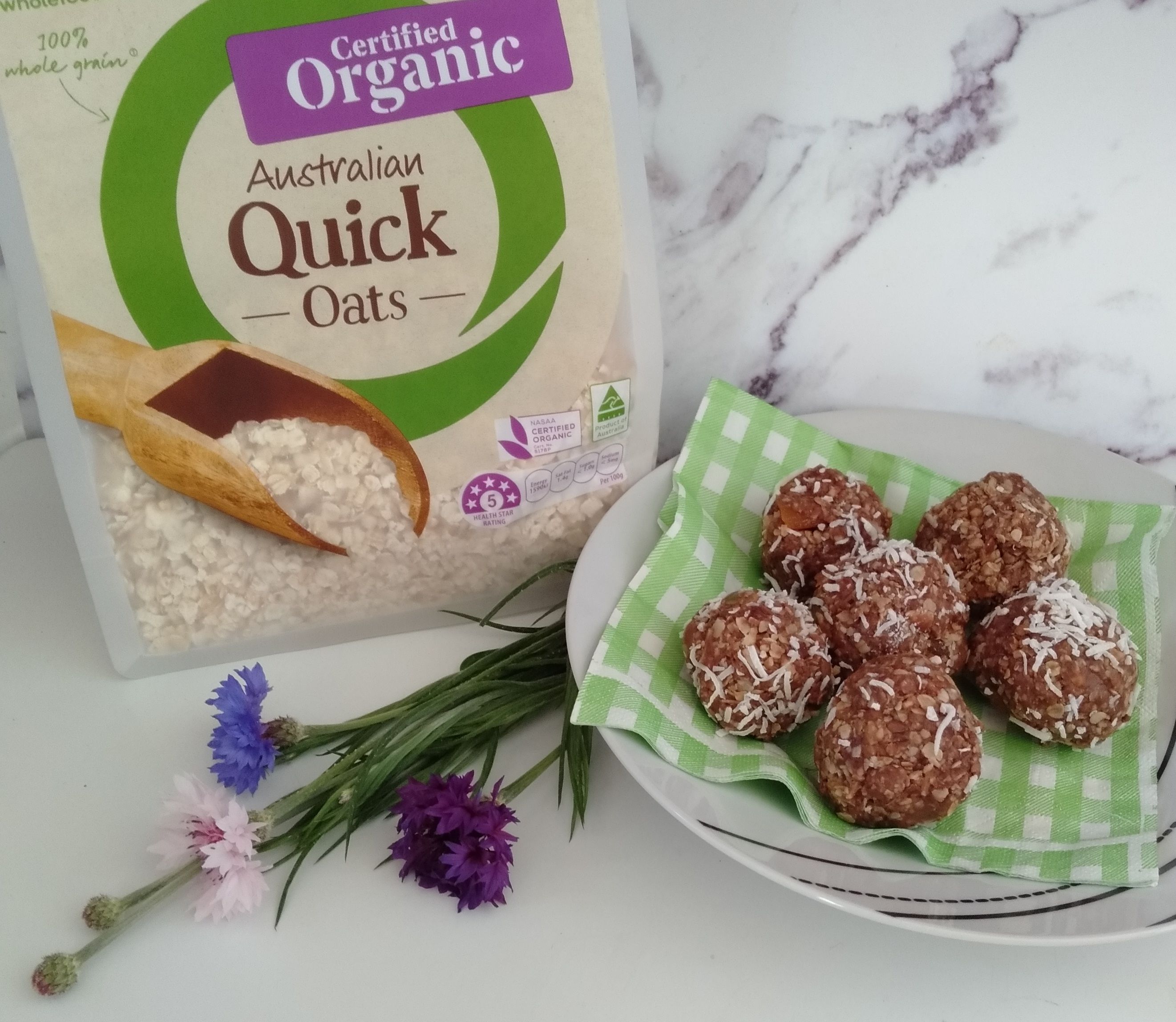 Oat Snack Balls | bunch