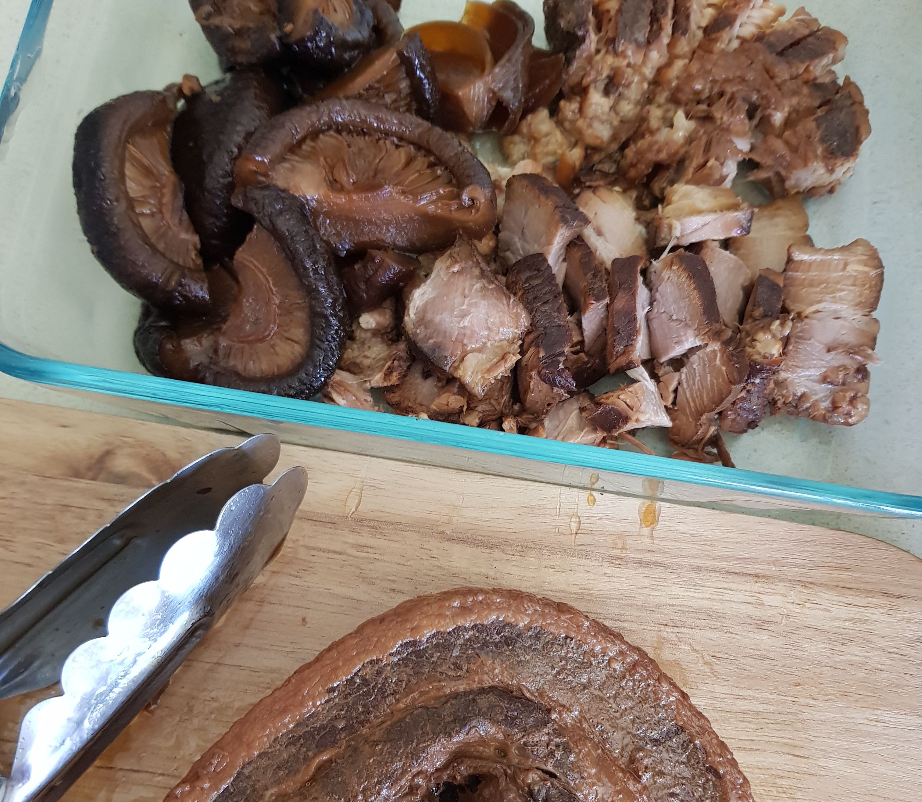 Tender, slow-cooked soy pork & shitake | bunch
