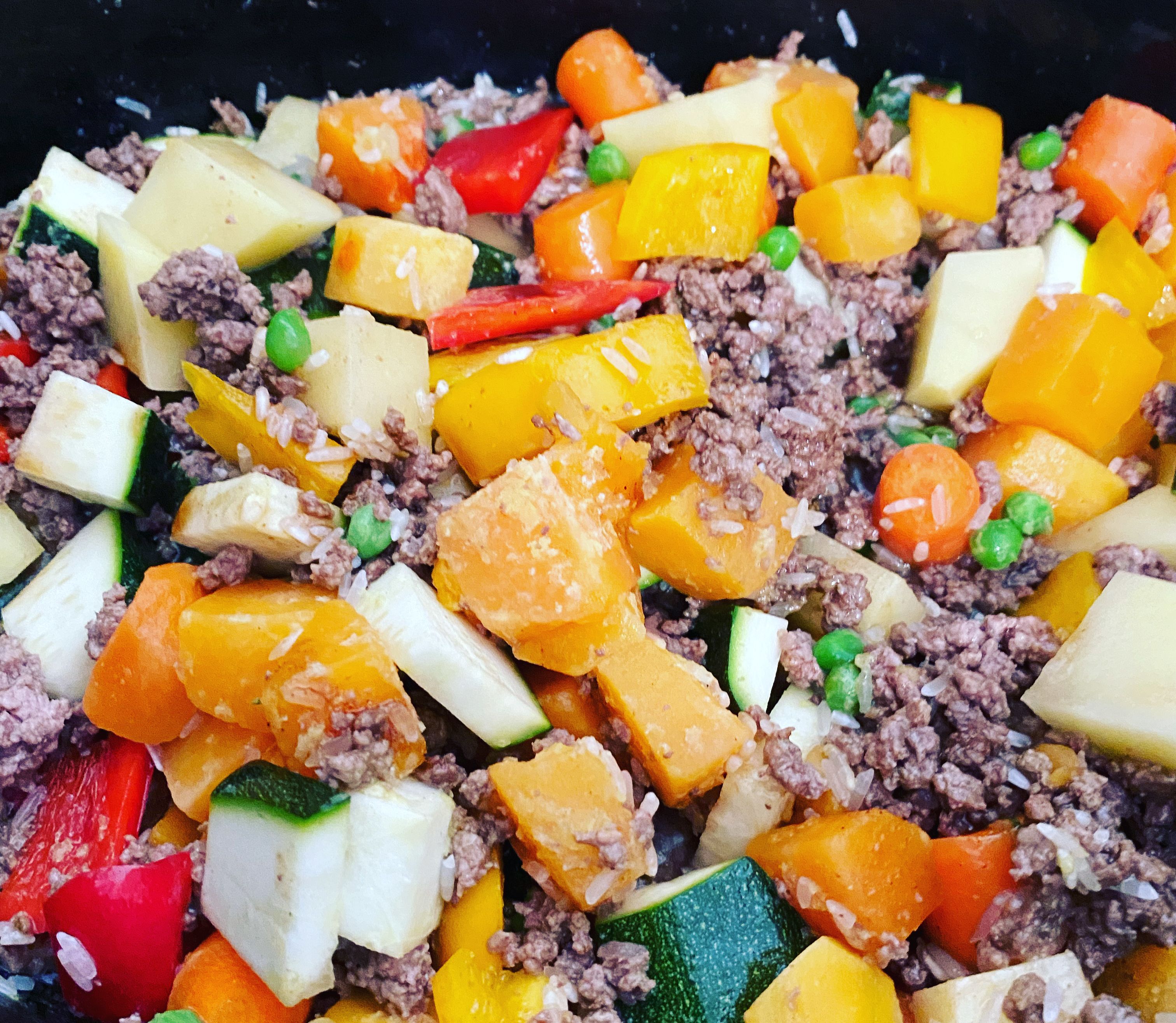 Slow cooker curried mince and veggies | bunch