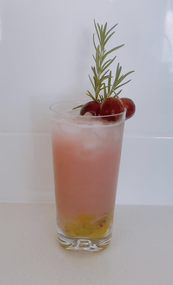 Grape summer mocktail | bunch