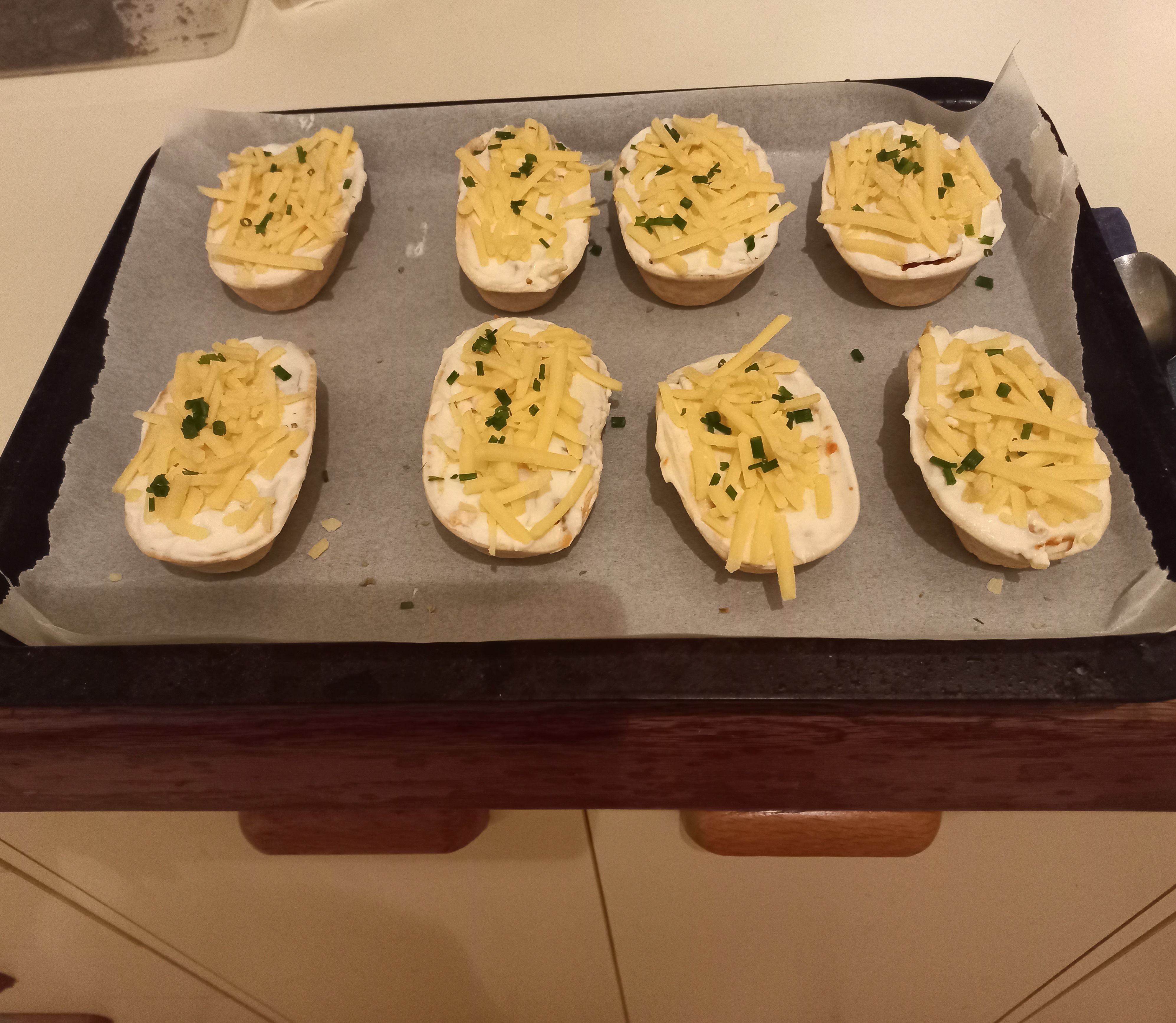 Mini Lasagna Taco Boats | bunch