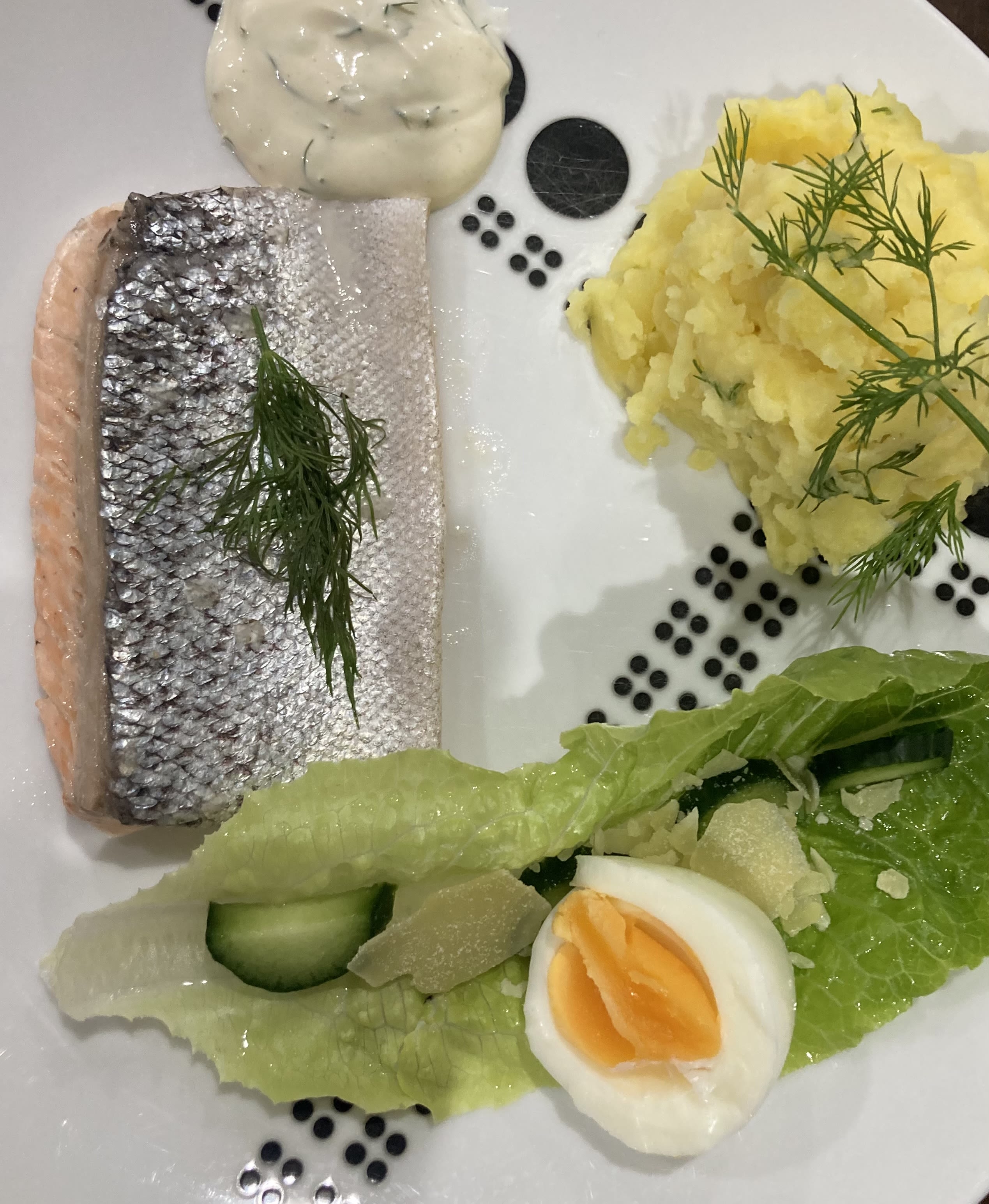 Steamed Salmon in a Dill Sauce with mash & salad | bunch
