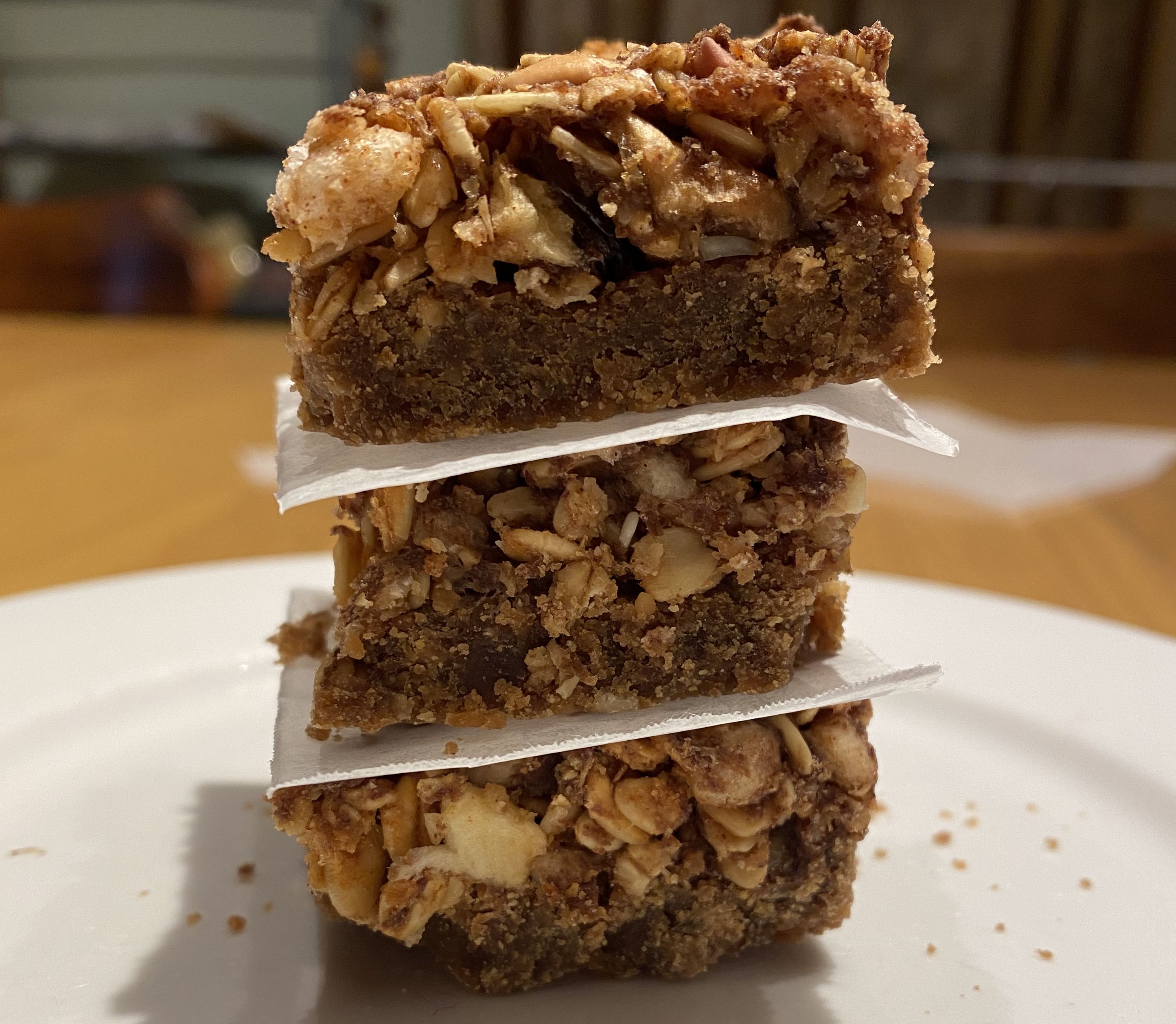 Chewy chocolate chickpea granola slice | bunch