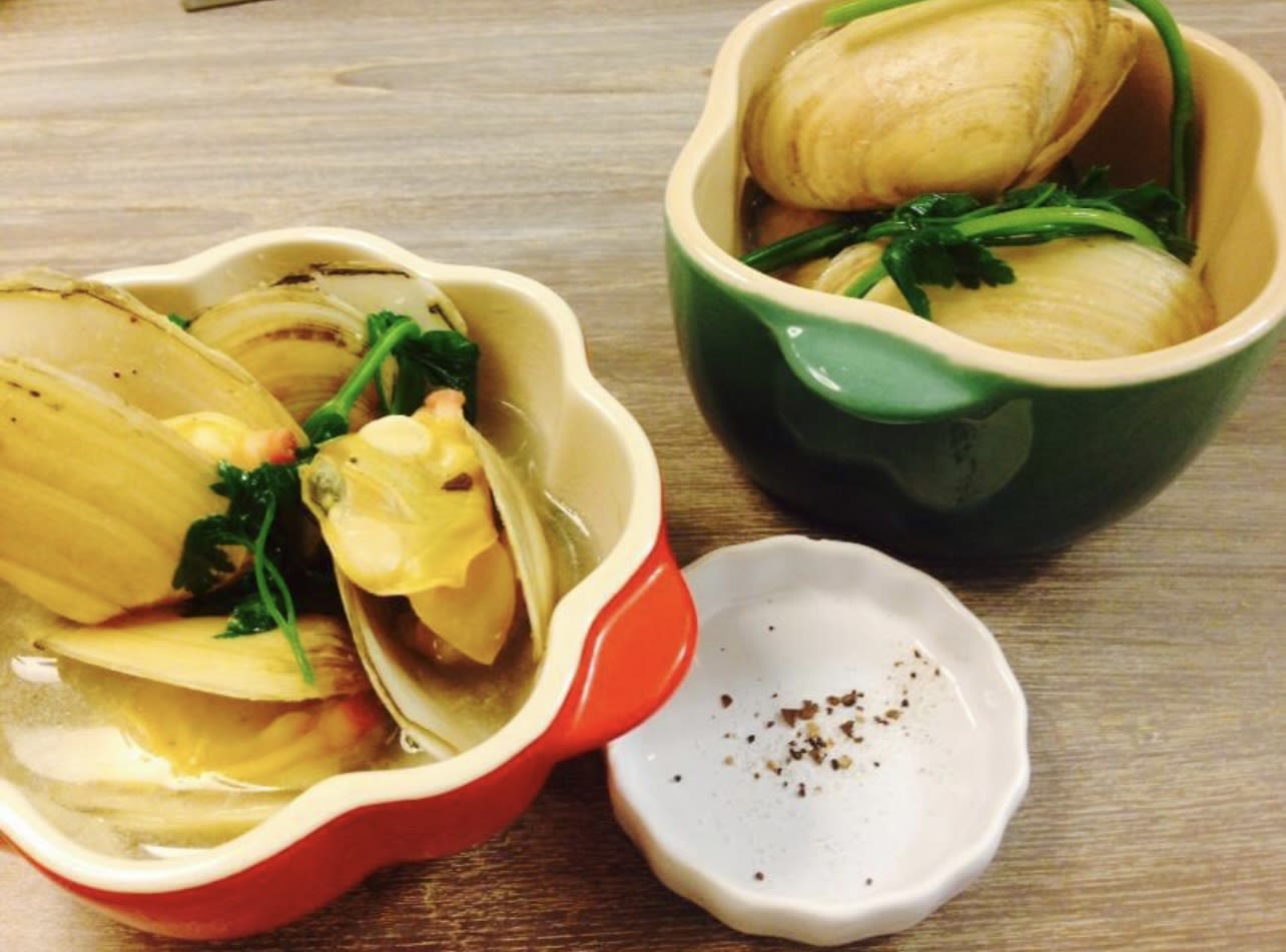 Japanese Sake Clams | bunch
