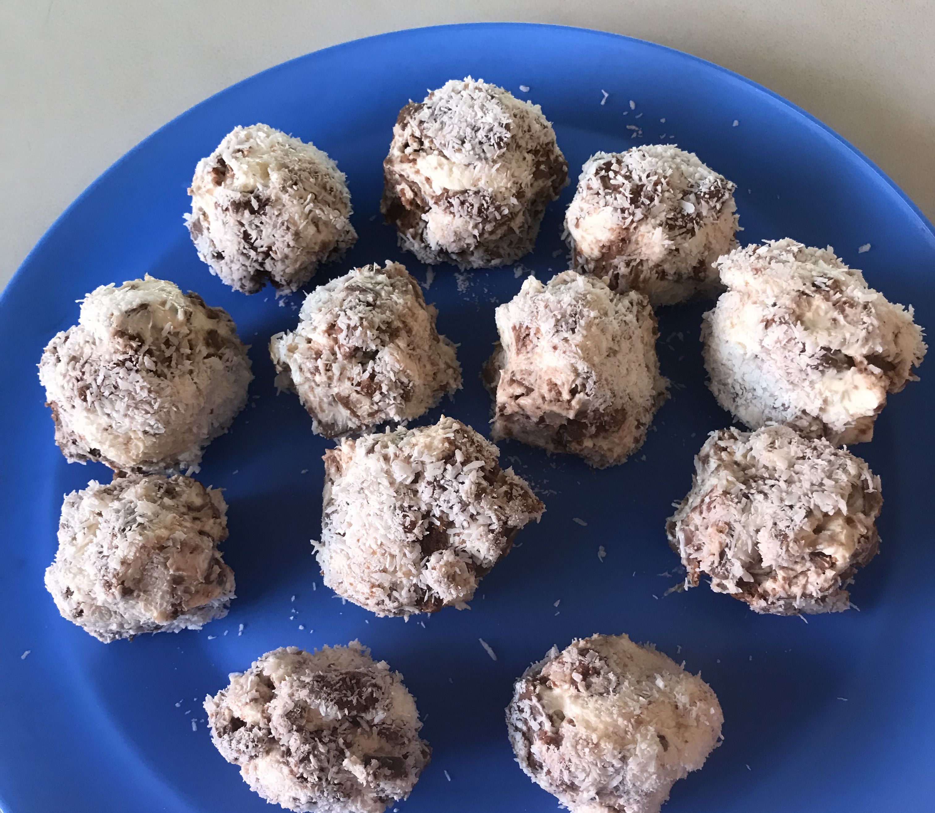 Chocolate Biscuit Balls Dessert | bunch