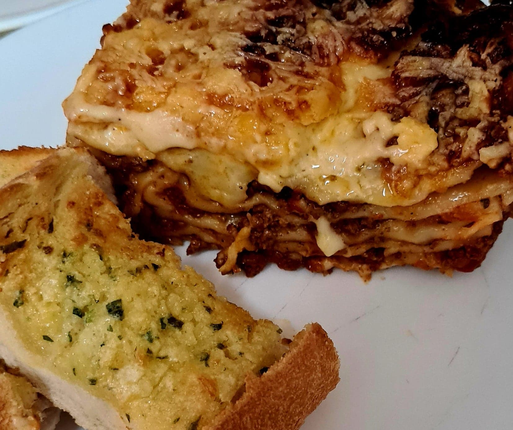 Large family size Lasagna | bunch