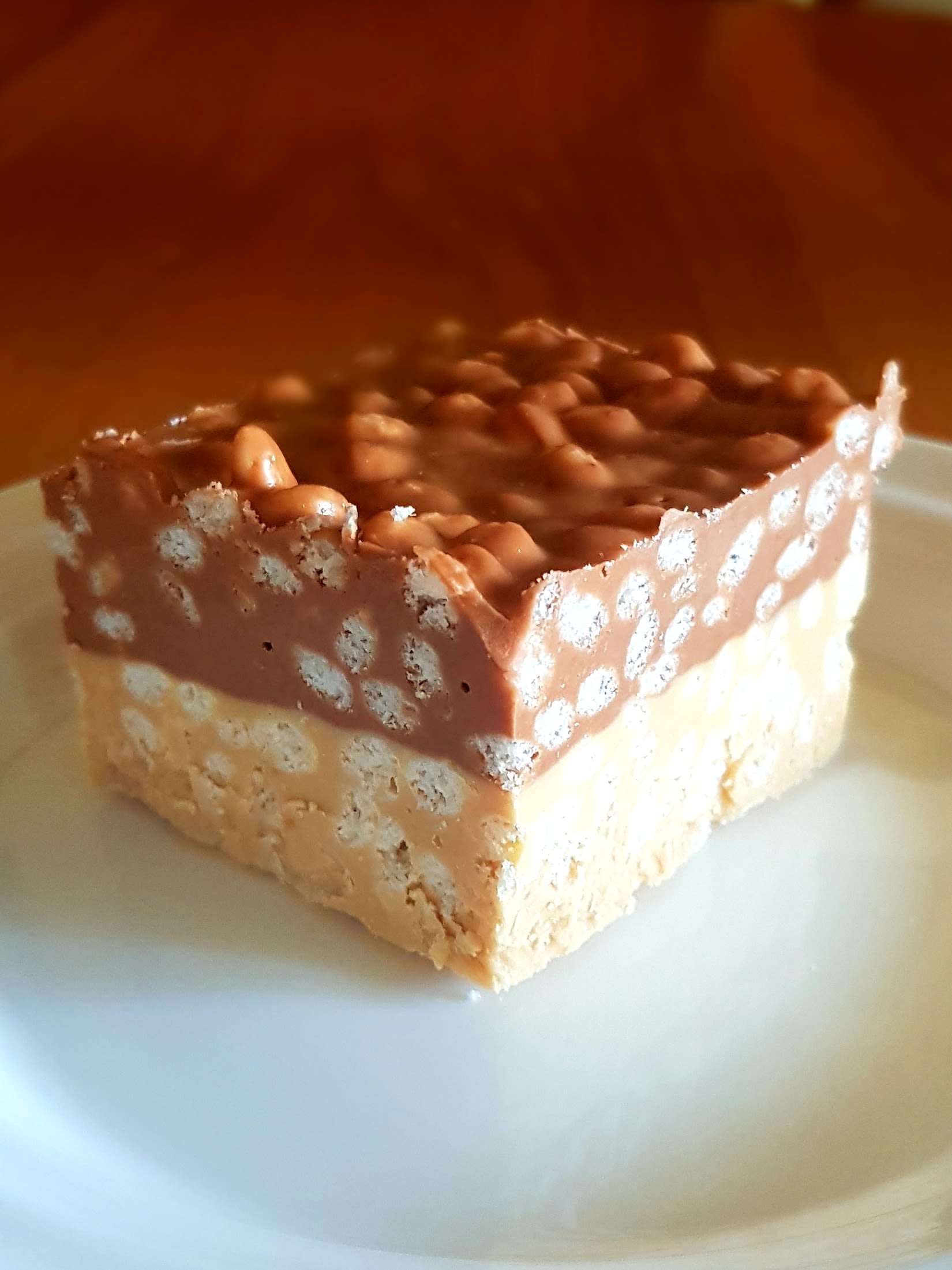 4 ingredient Chocolate peanut butter slice | bunch