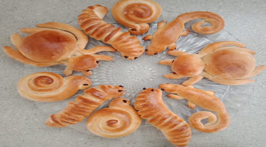 Fun with Buns: Creepy Crawlies | bunch