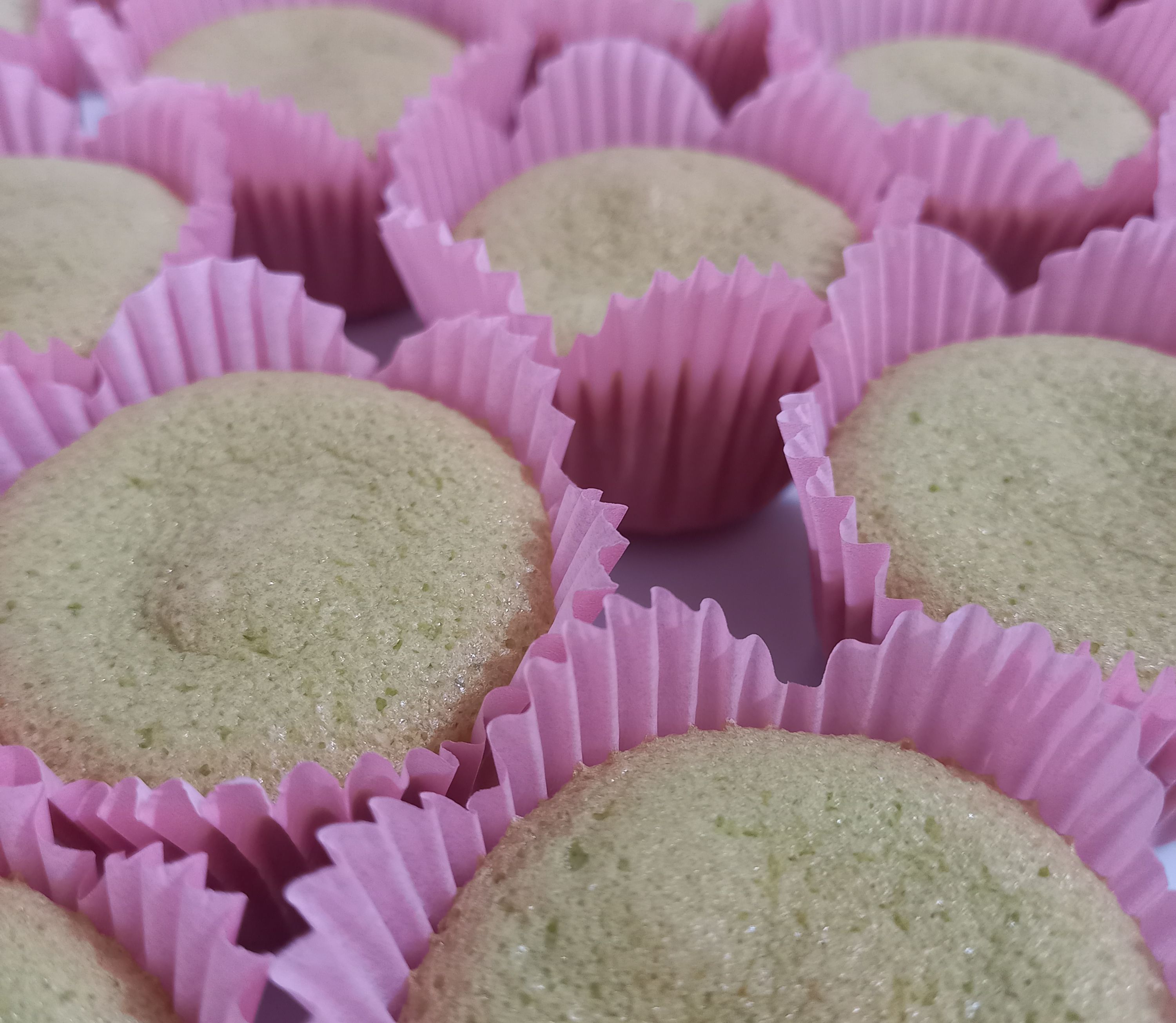 Mini Pandan Chiffon Cupcakes | bunch