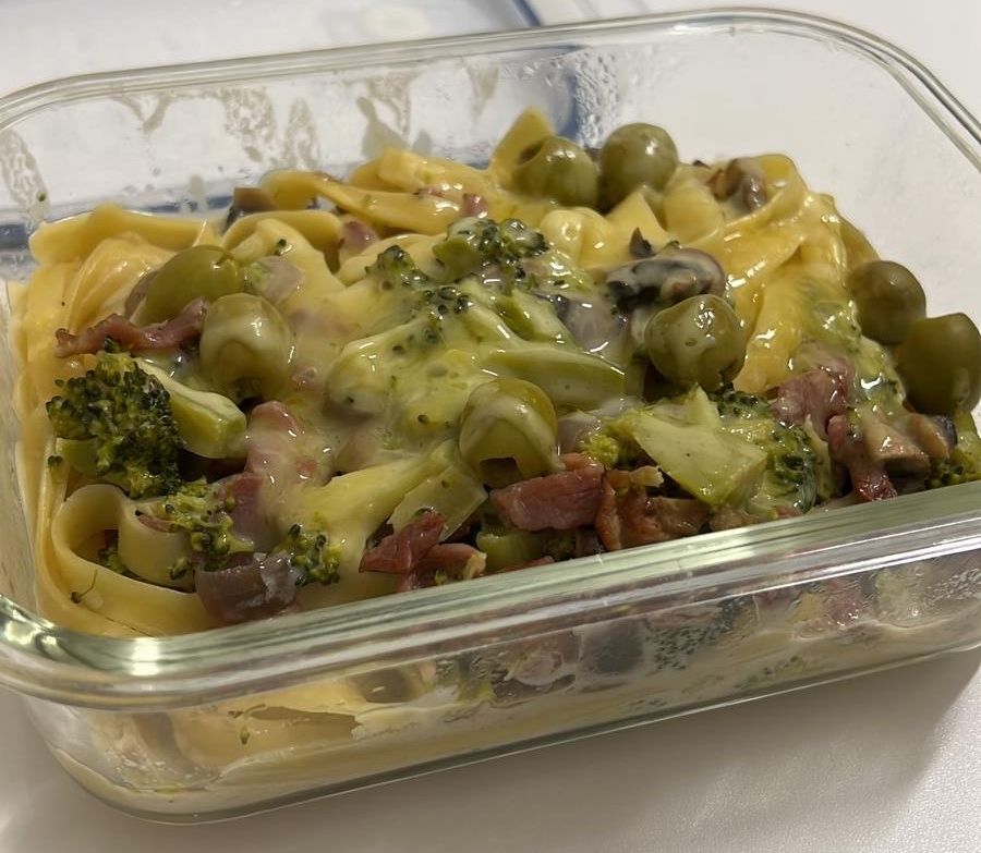 Bacon and Broccoli Pasta! | bunch