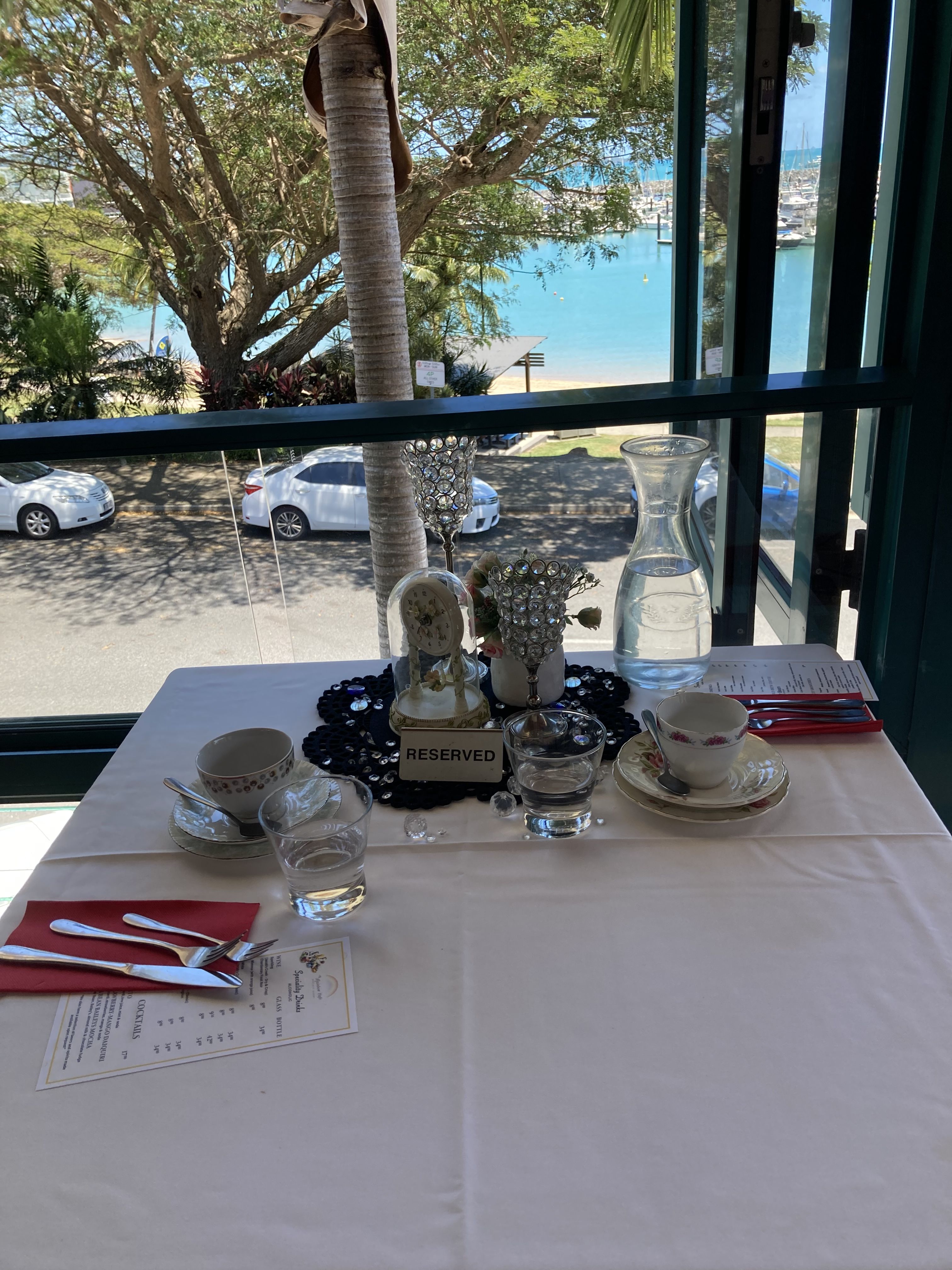 High Tea | bunch