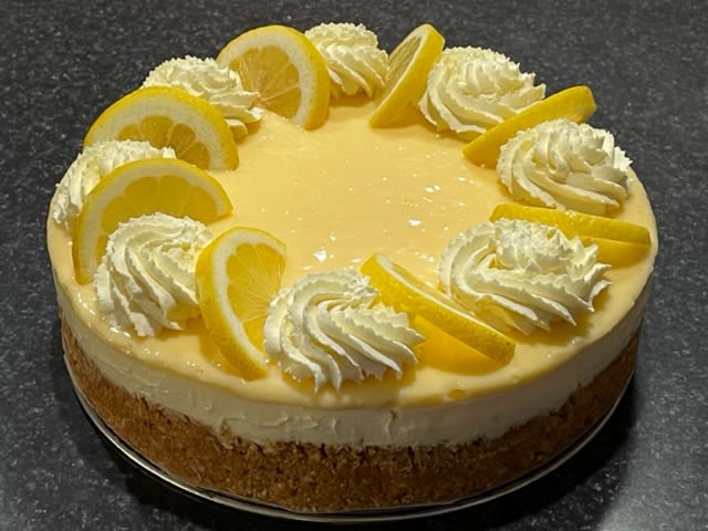 Lemon Curd Cheesecake | bunch