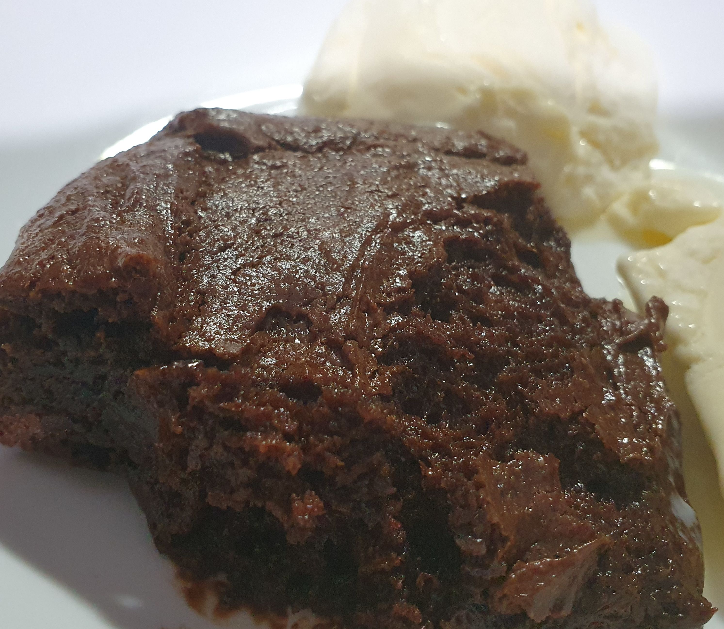 Almond, Brazil and Cashew spread Brownie | bunch