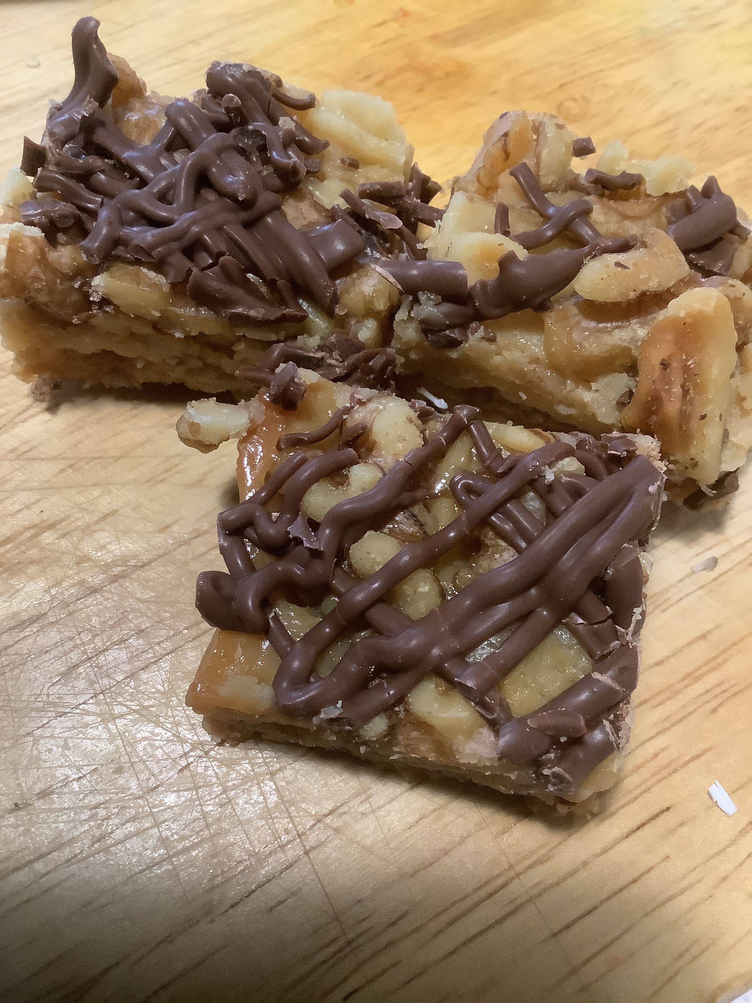 Caramel Walnut Slice | bunch