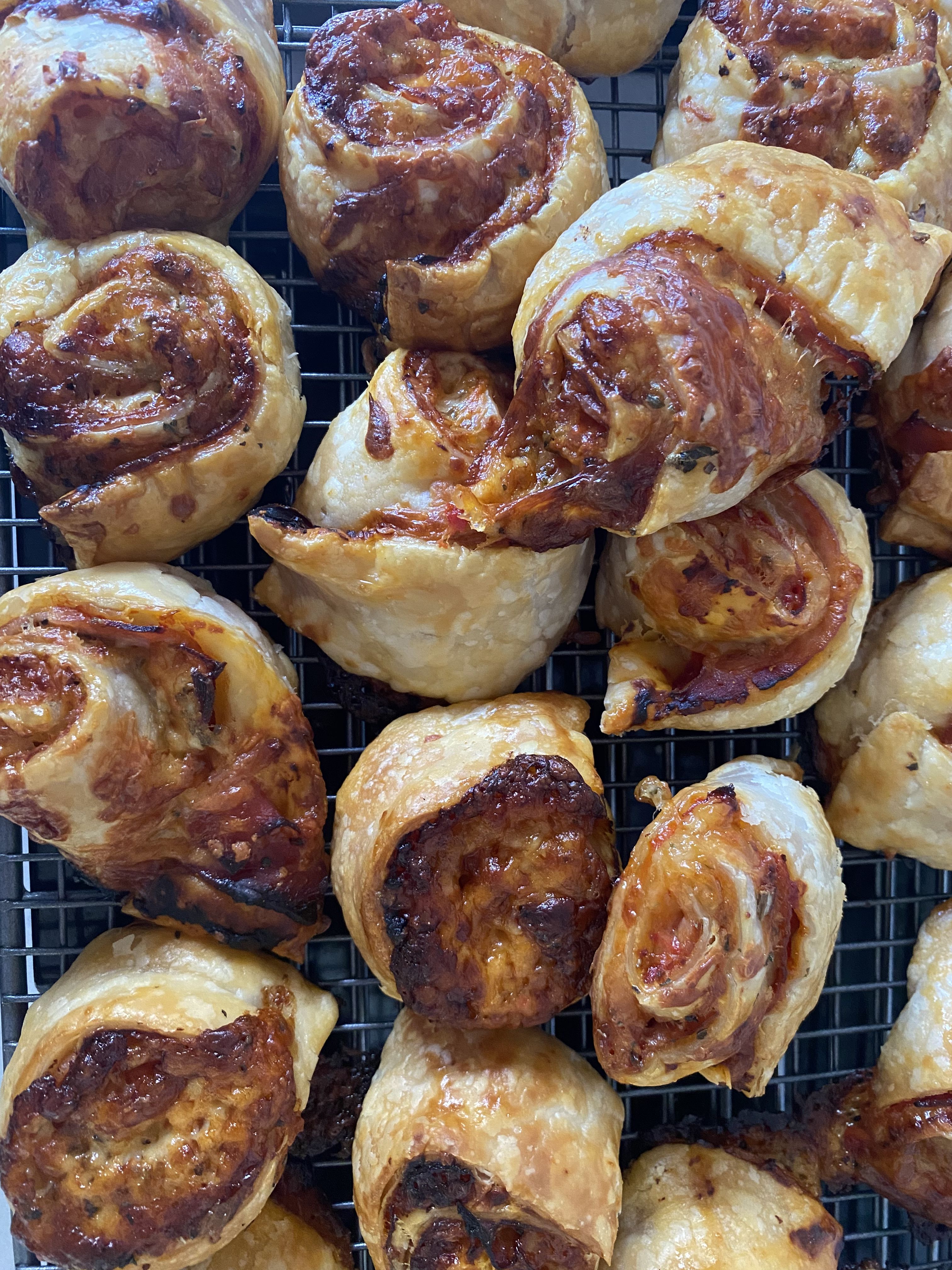 Mini Pizza Scrolls | bunch