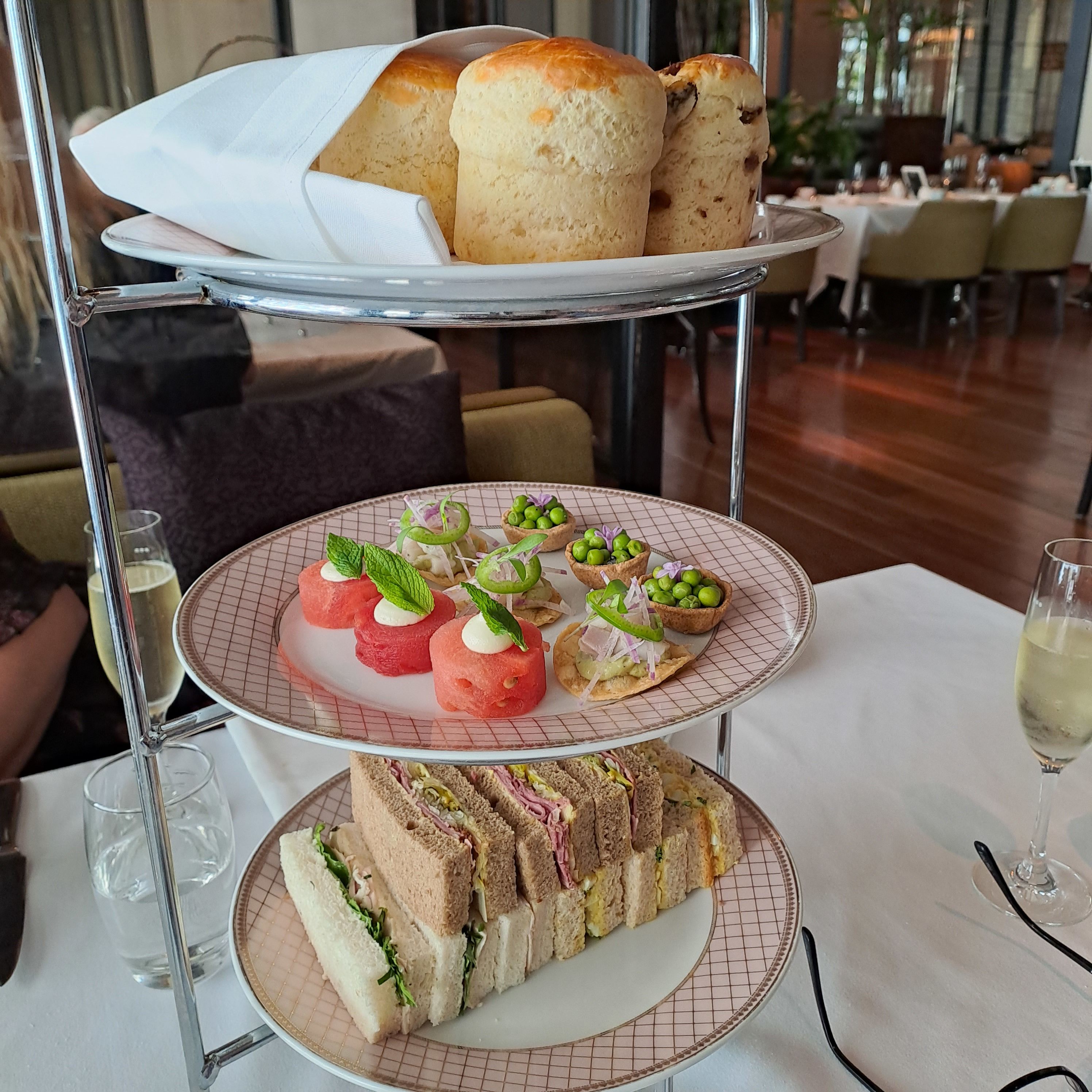 High Tea | bunch