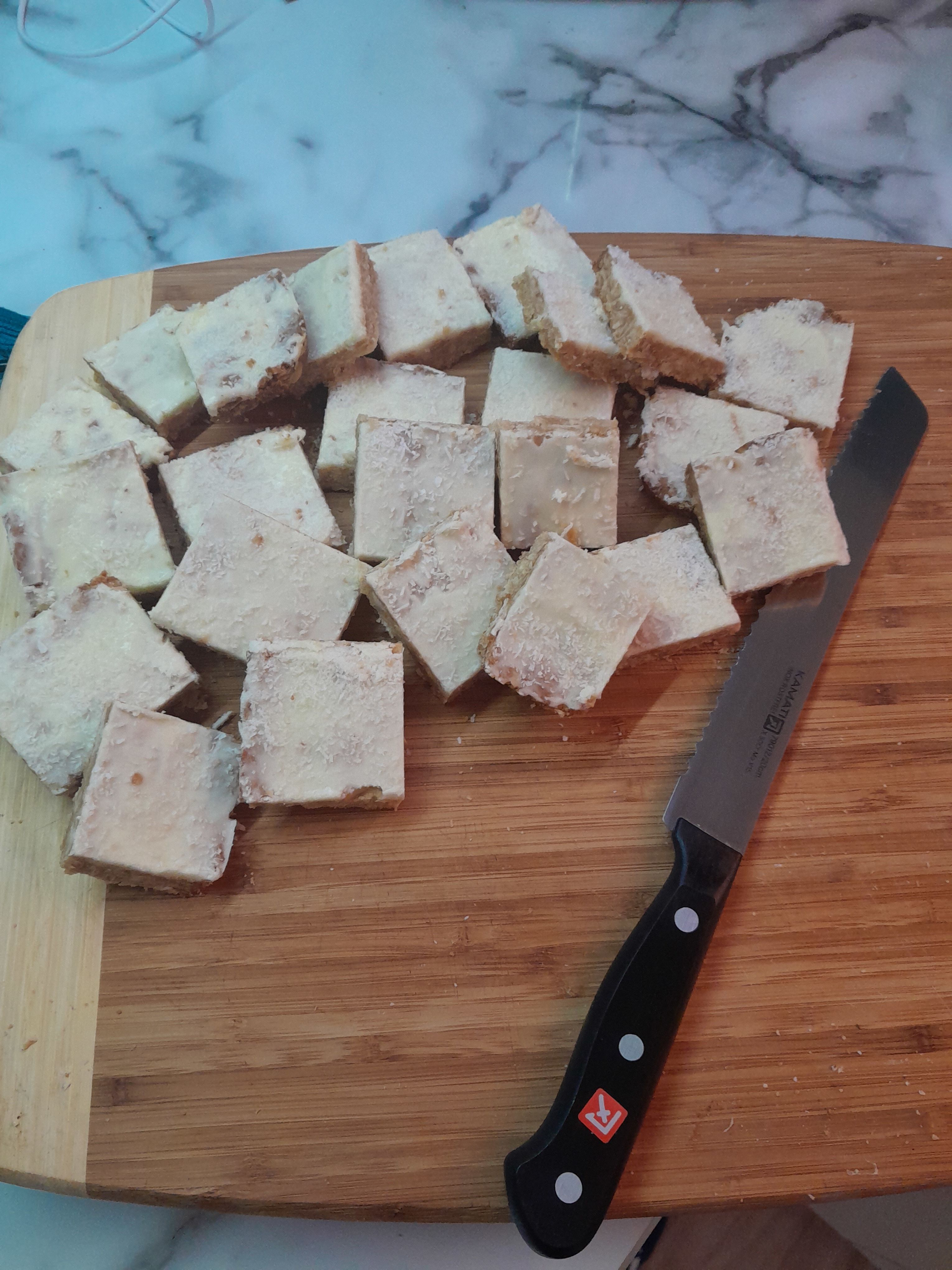 Golden Syrup Almond and Oat Slice | bunch