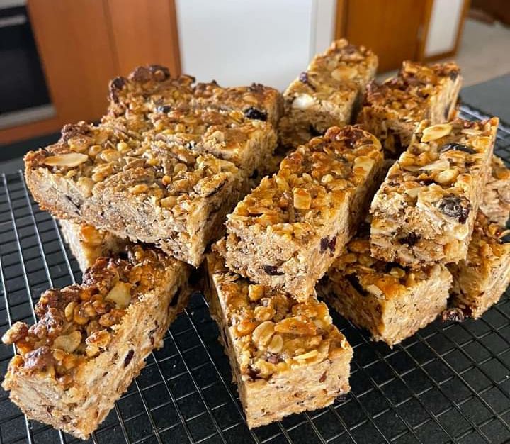 Muesli Bar Slice | bunch