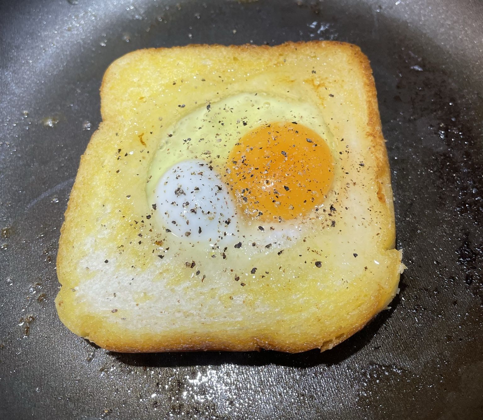 Egg in a Toast | bunch