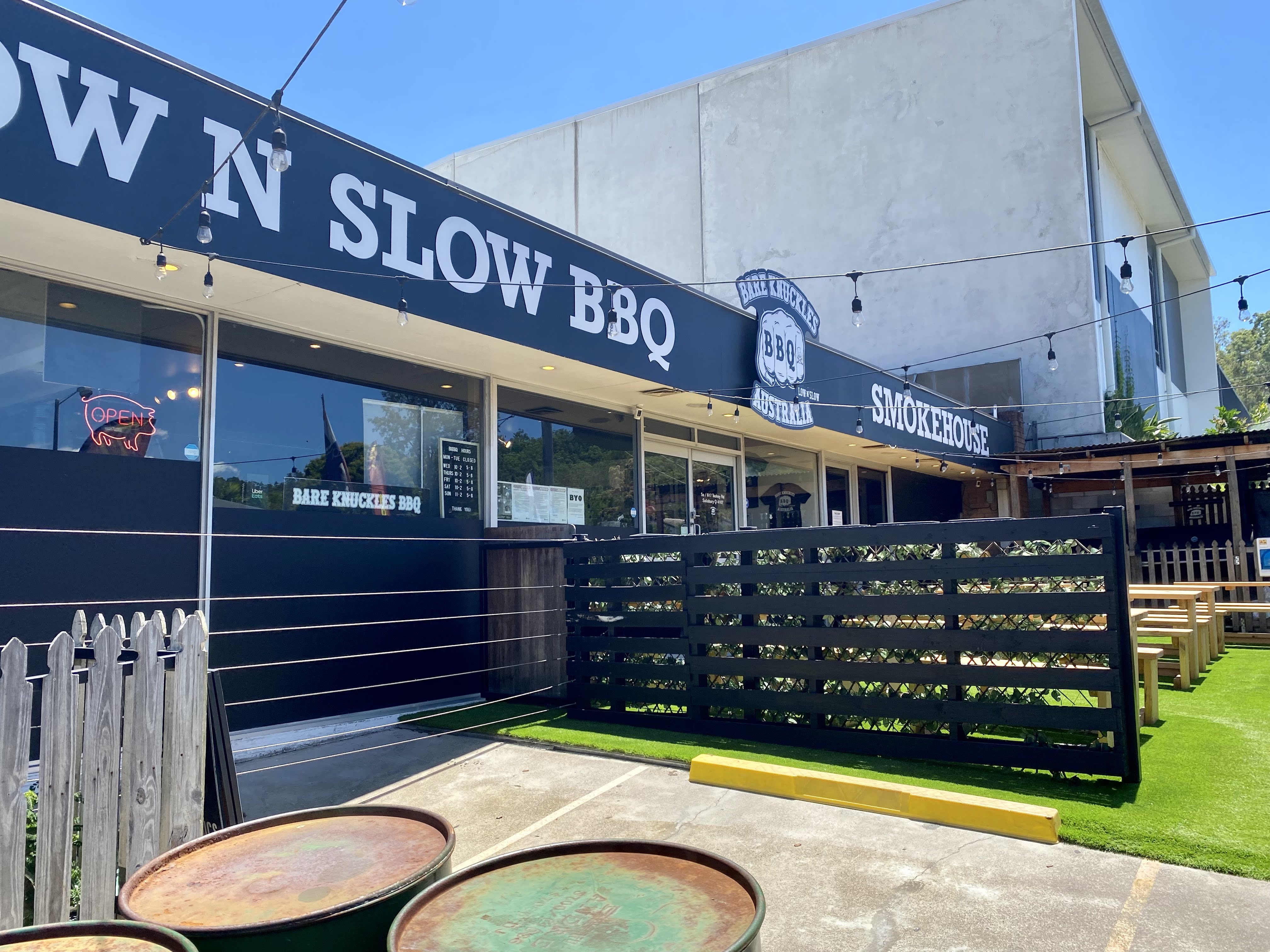 Exploring Brisbane - Bare Knuckles BBQ | bunch