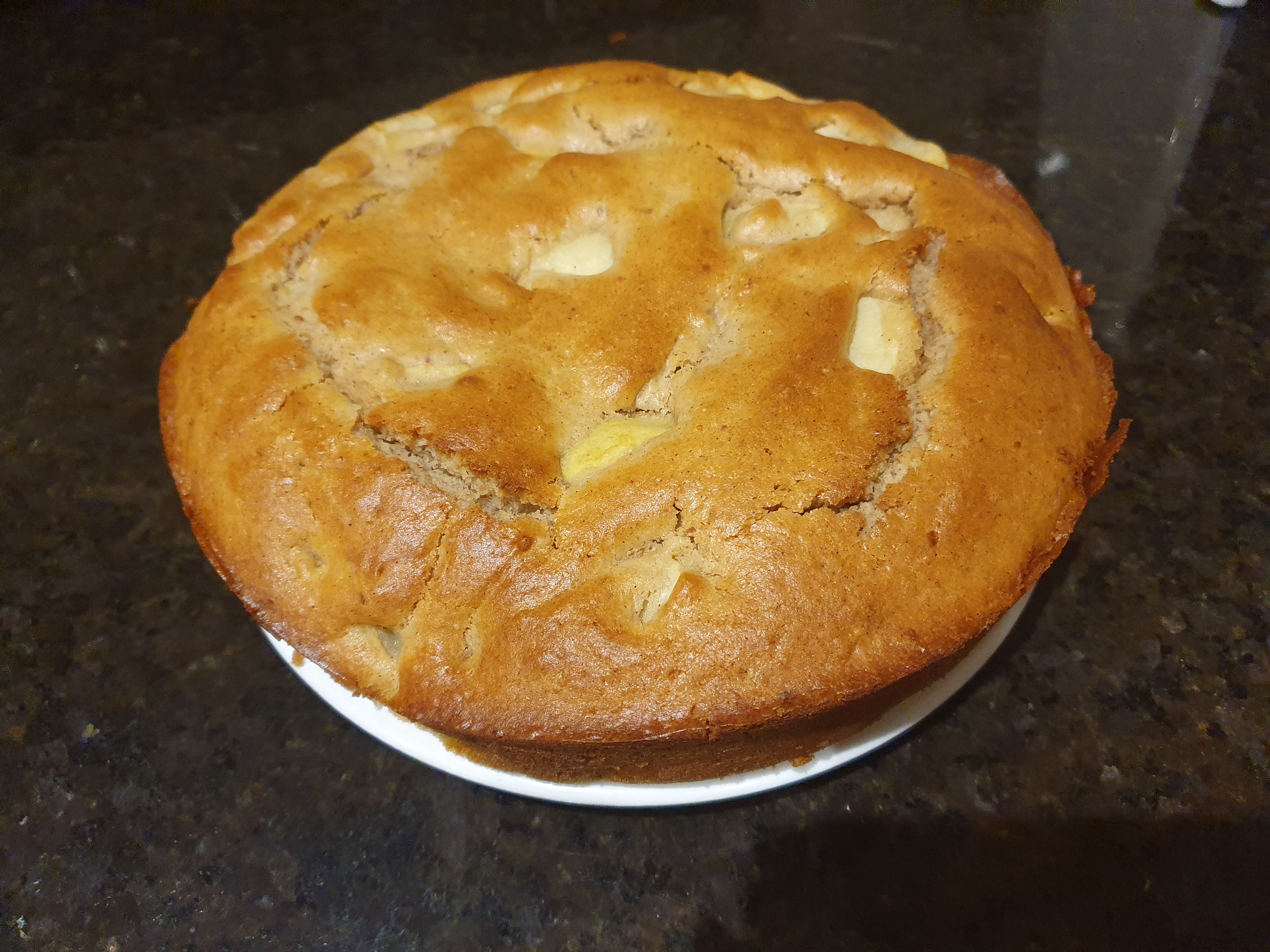 Apple and Cinnamon Tea Cake | bunch
