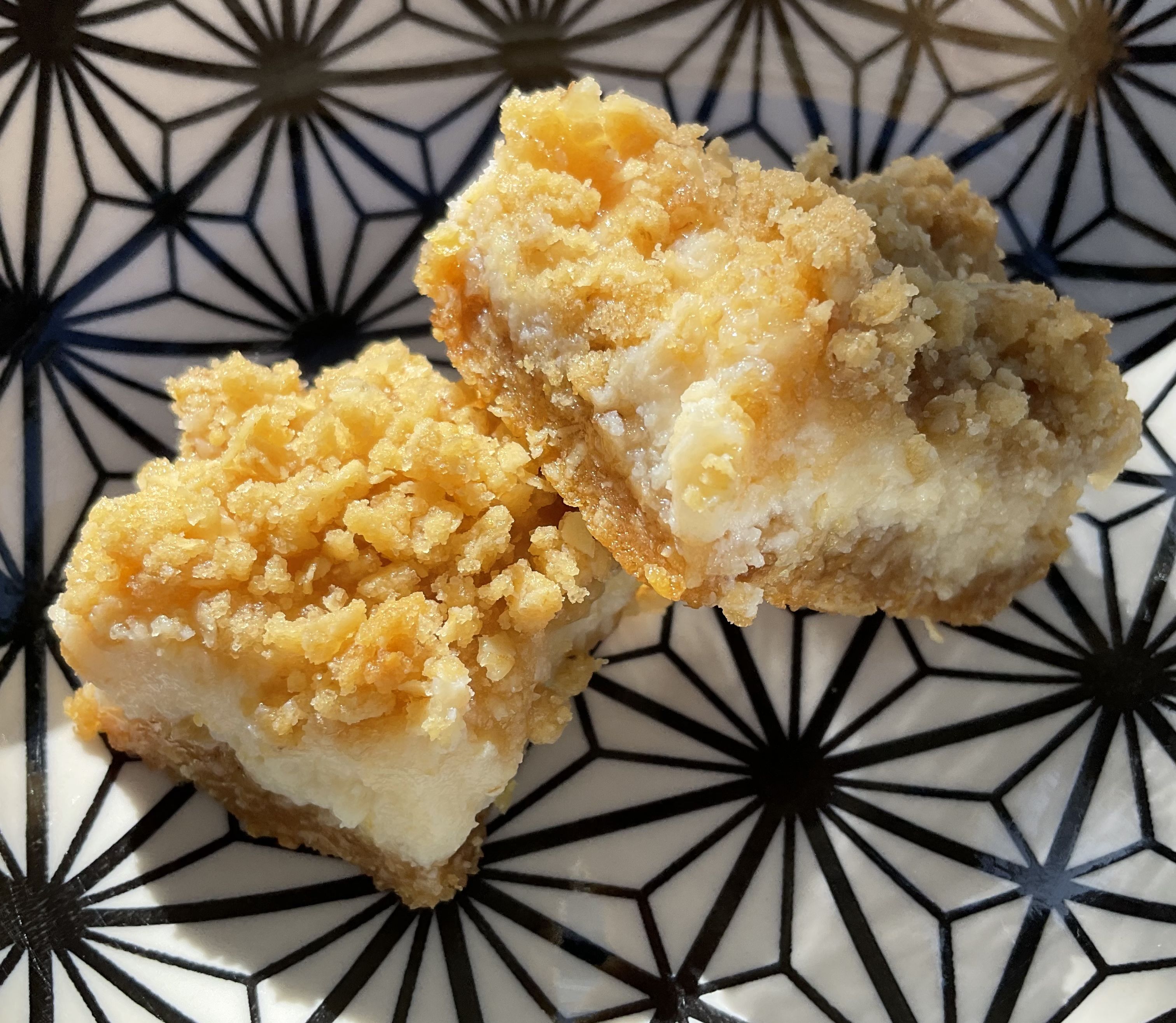Lemon Crumble Squares | bunch