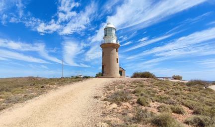 A trip to Exmouth to see the eclipse | bunch