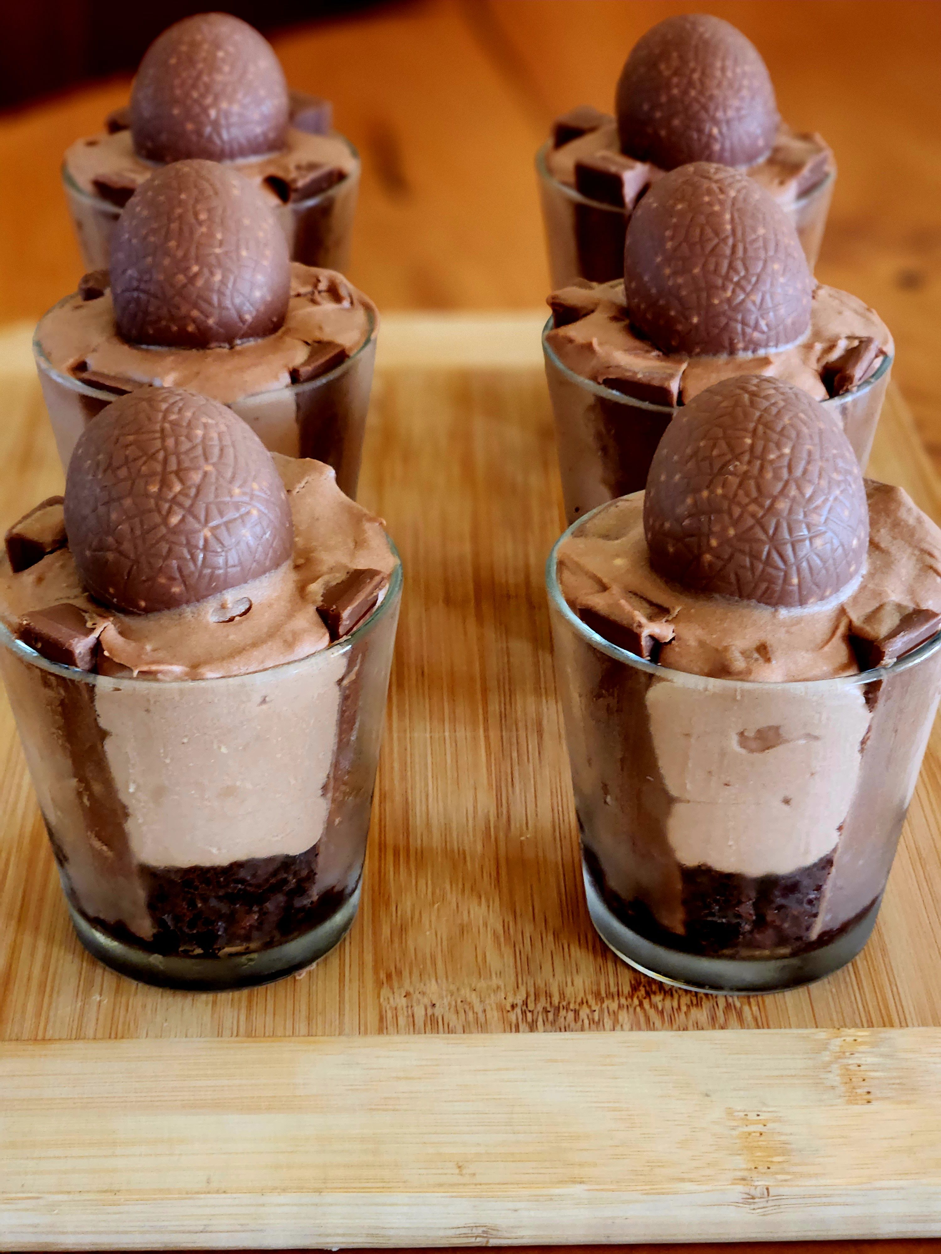 Kit Kat Cheesecakes | bunch