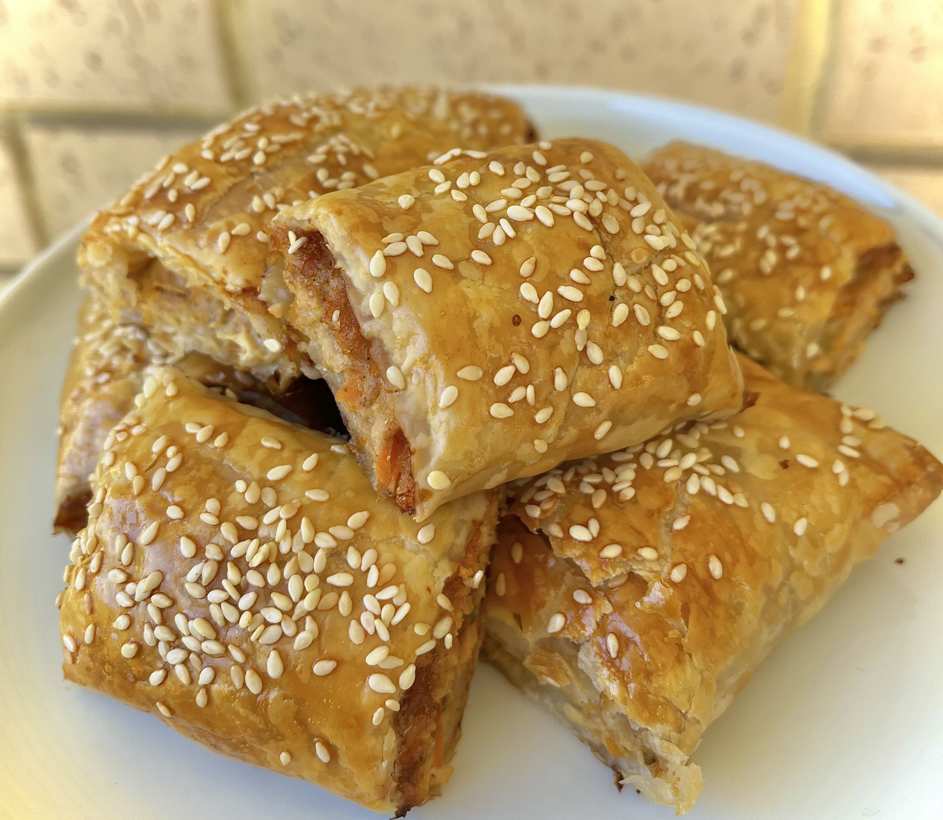 Mini Chicken Sausage Rolls | bunch