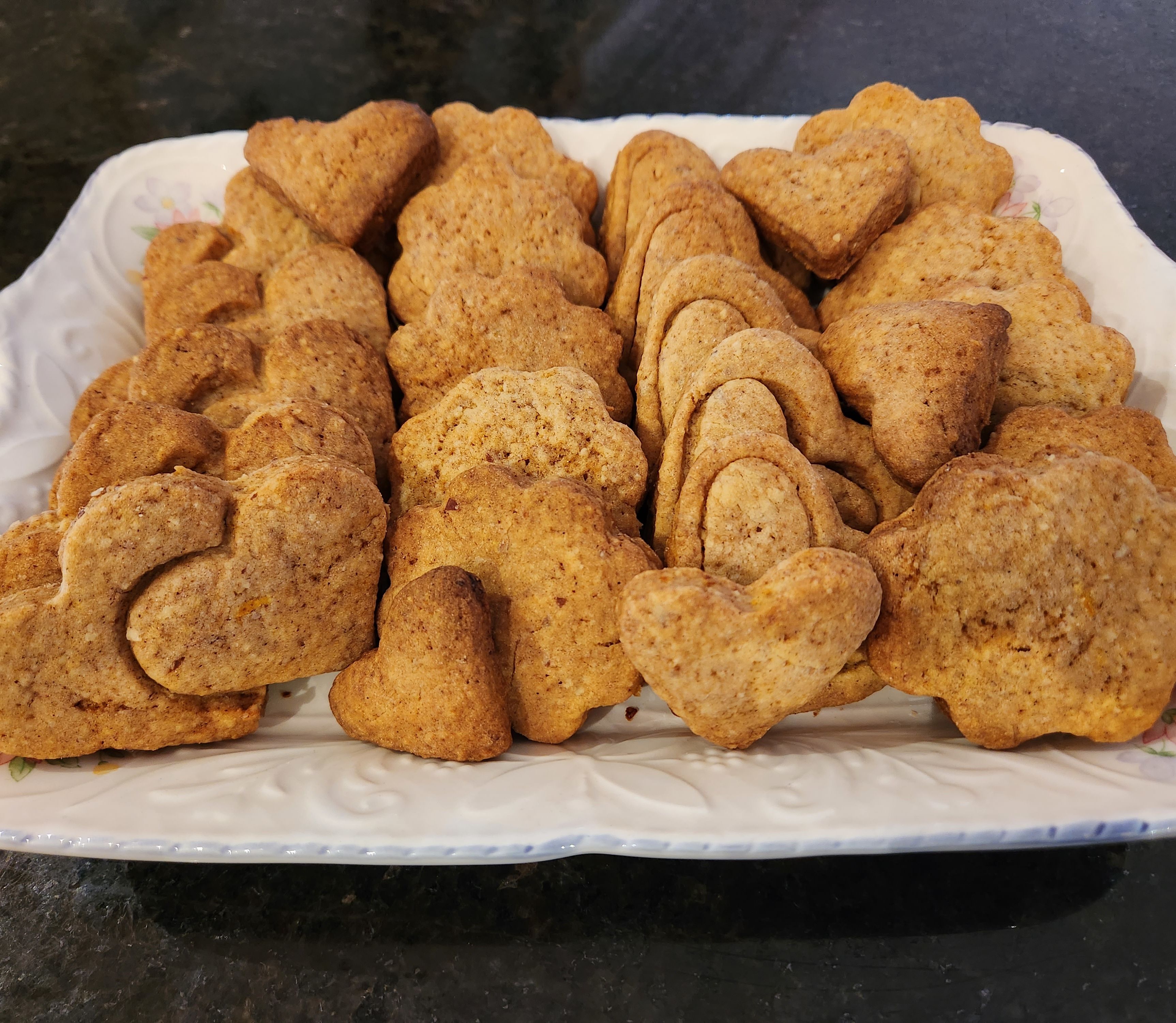 Greek Cinnamon Biscuits | bunch