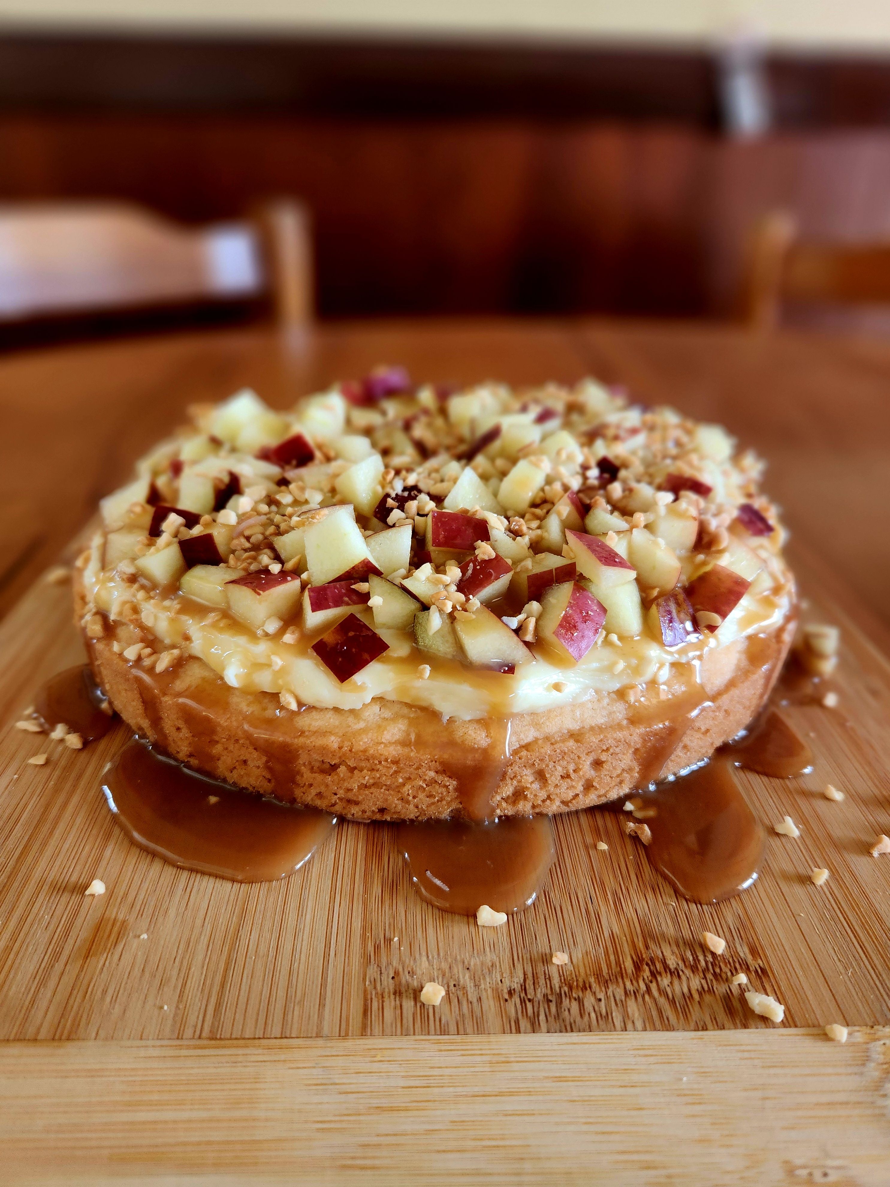 Apple nut and caramel pizza | bunch