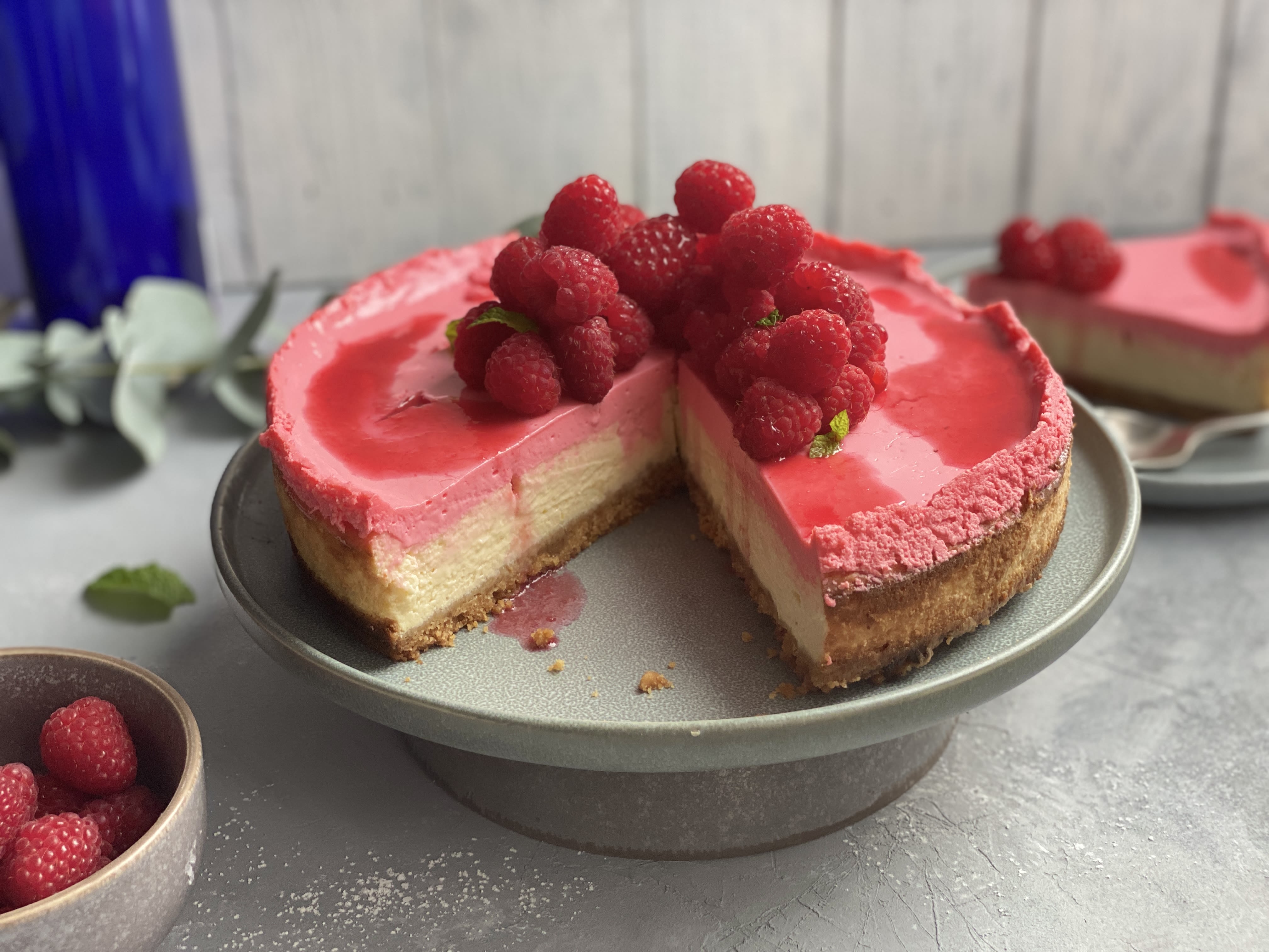 Raspberry and Yogurt Baked Cheesecake | bunch