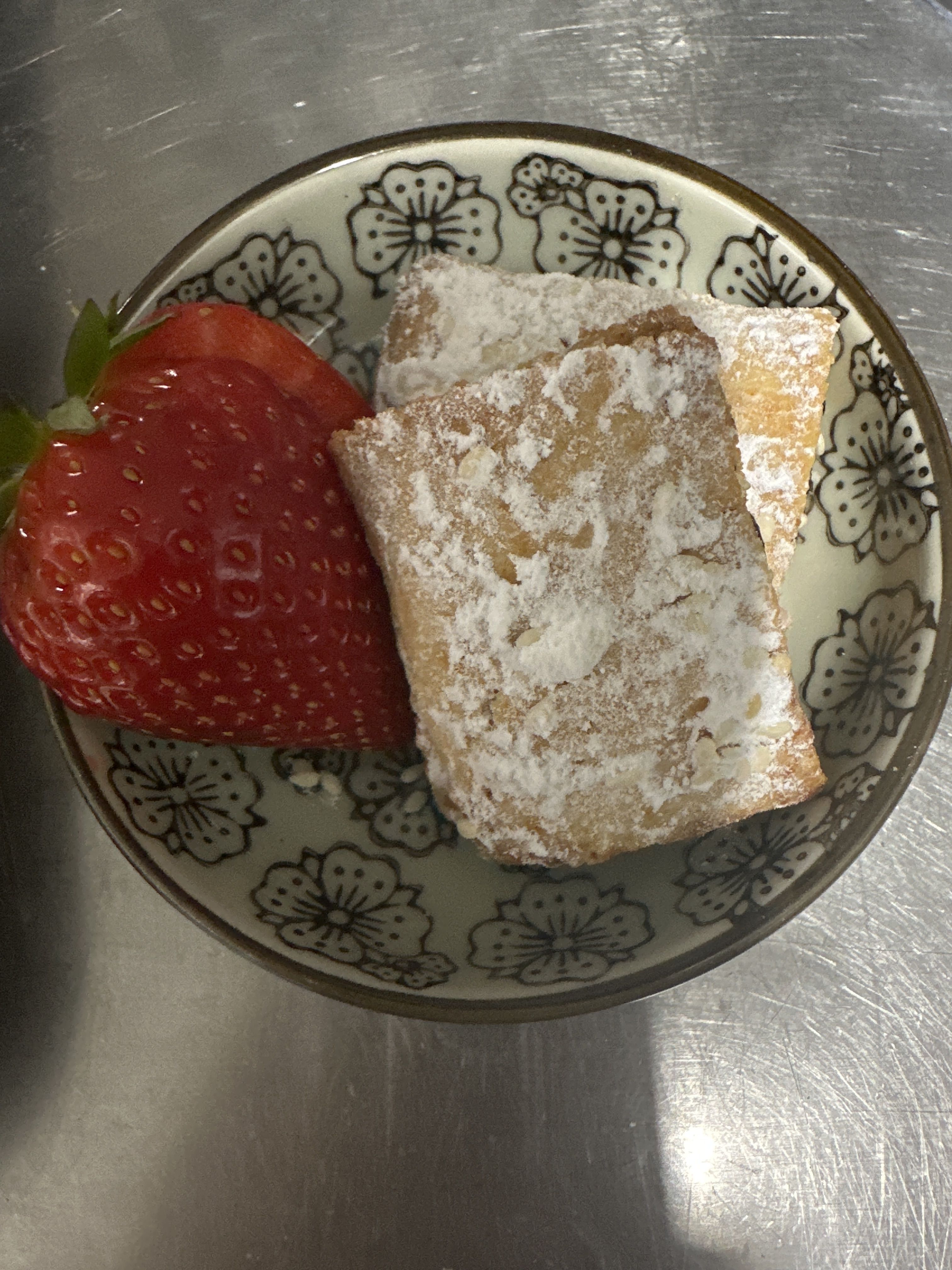 Penny's Prune, Fig and Date Biscuits | bunch