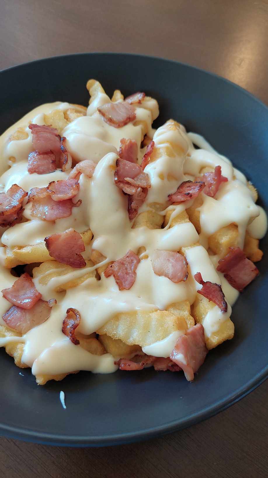 Cheese and Bacon Fries | bunch