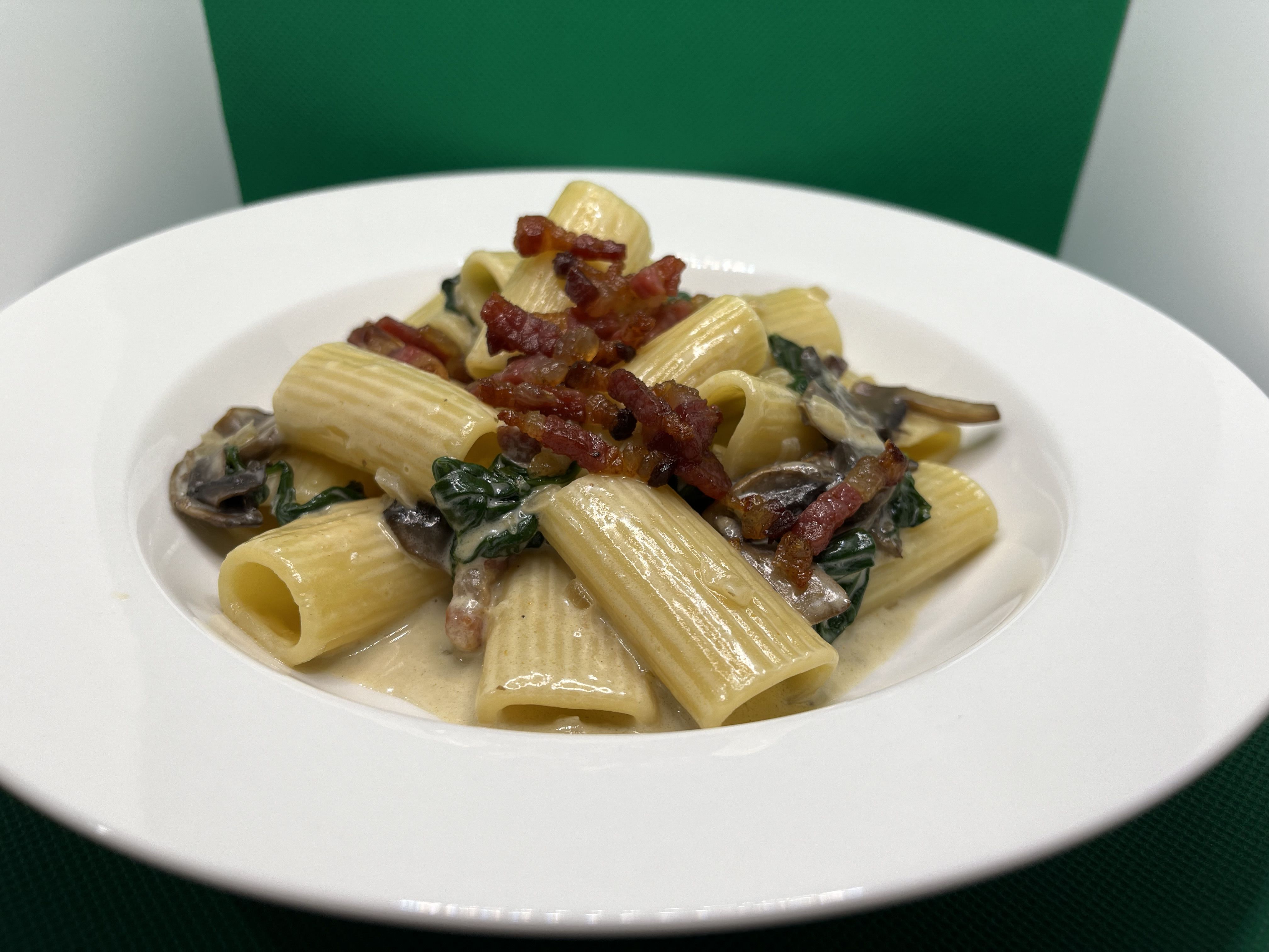 Rigatoni with Pancetta, Mushrooms and Spinach | bunch