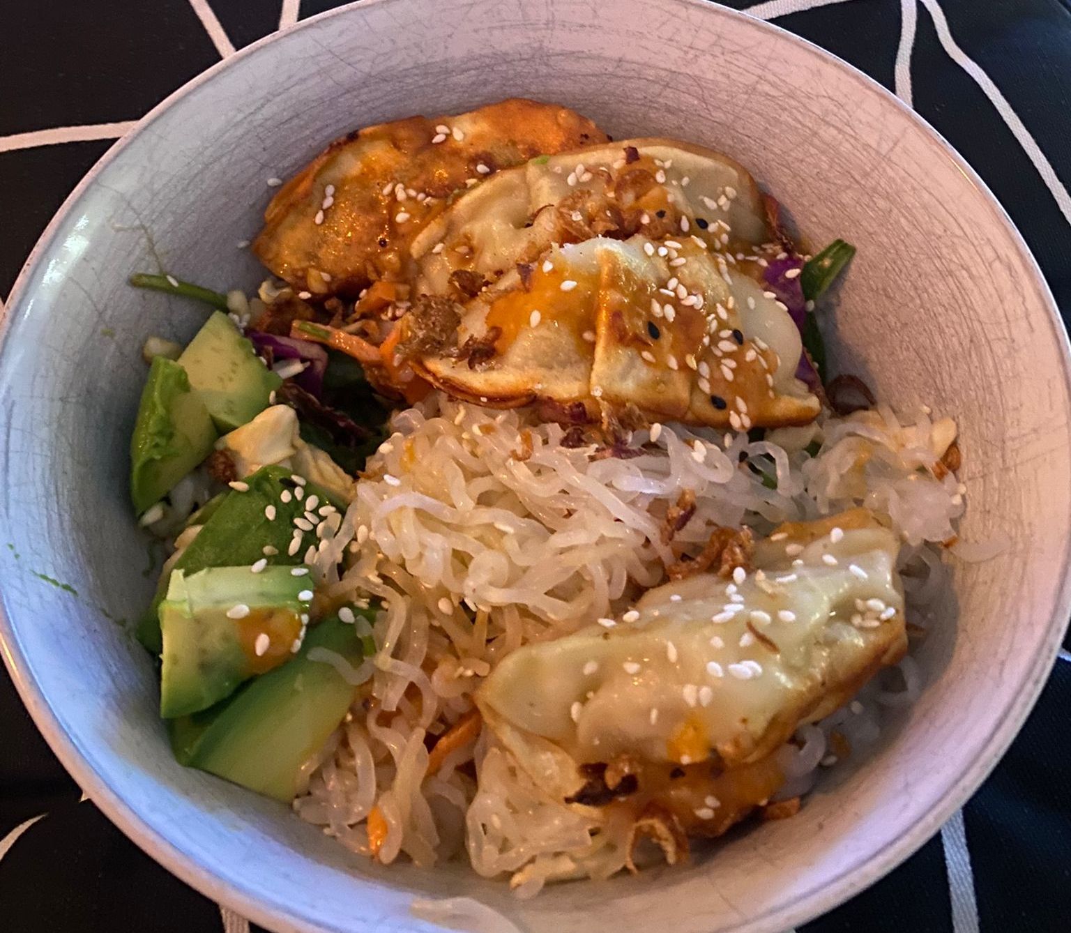 Chicken gyoza salad with noodles | bunch