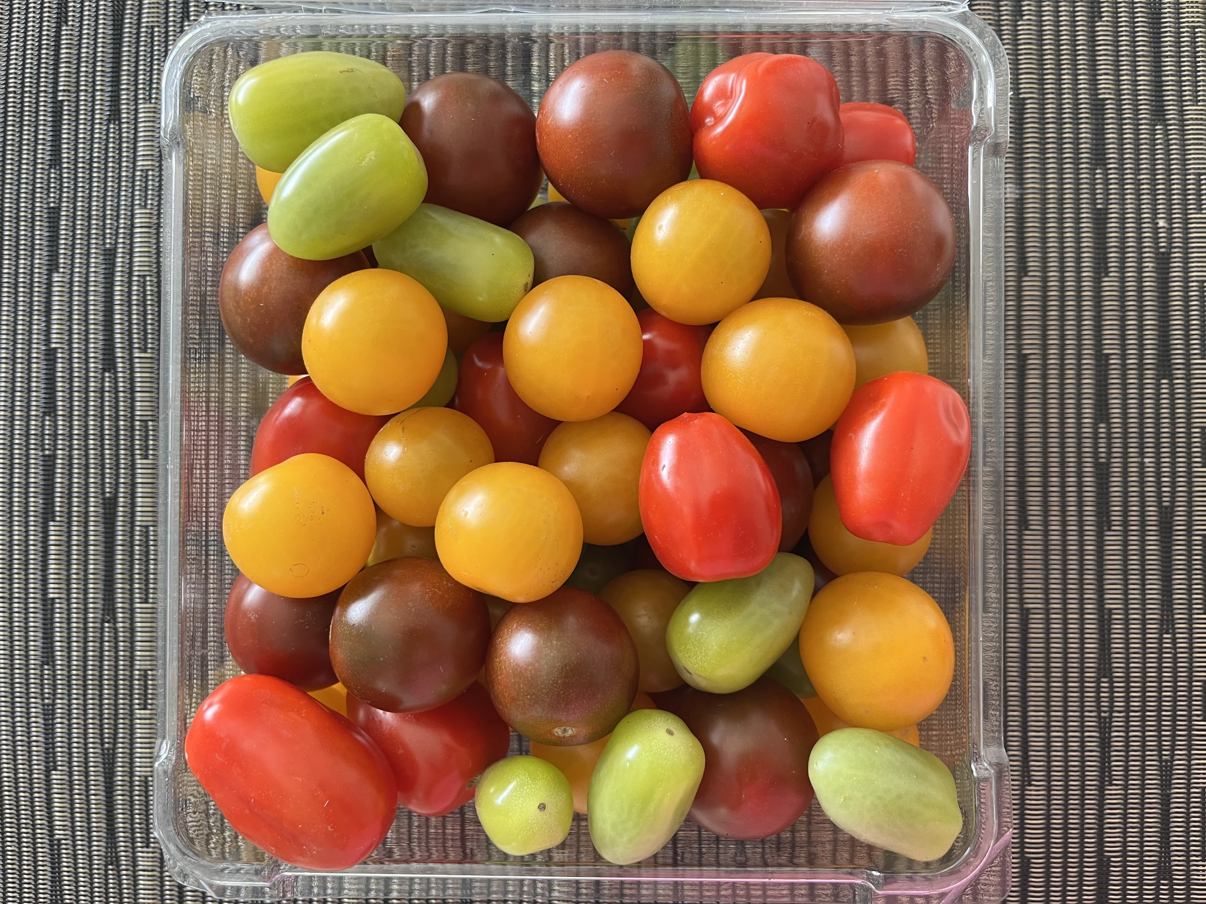Tomatoes | bunch