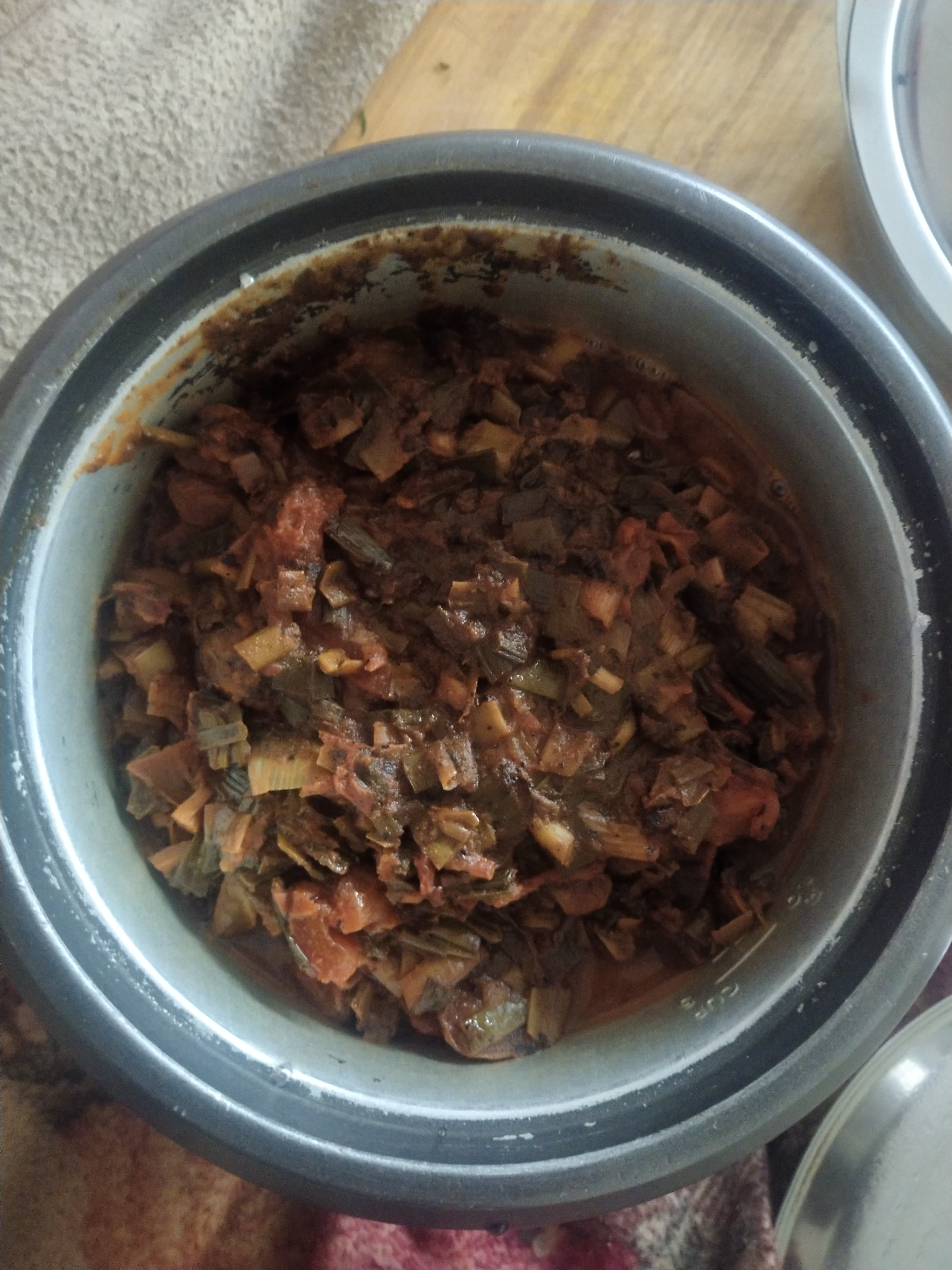 Spring Onion Tomato Sabji | bunch