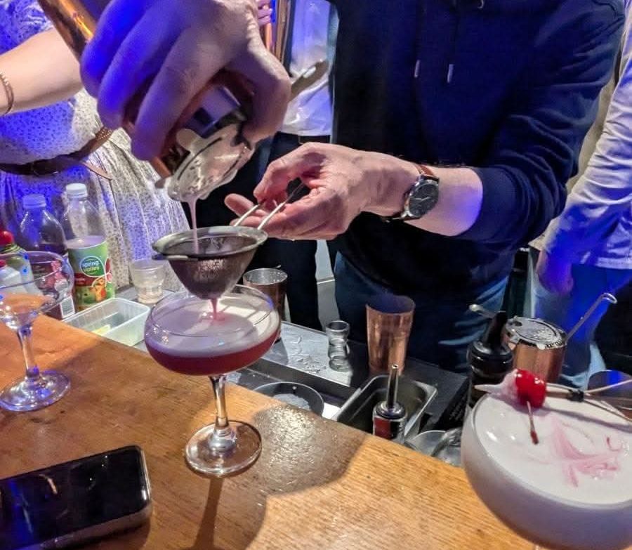 Cocktail making class | bunch