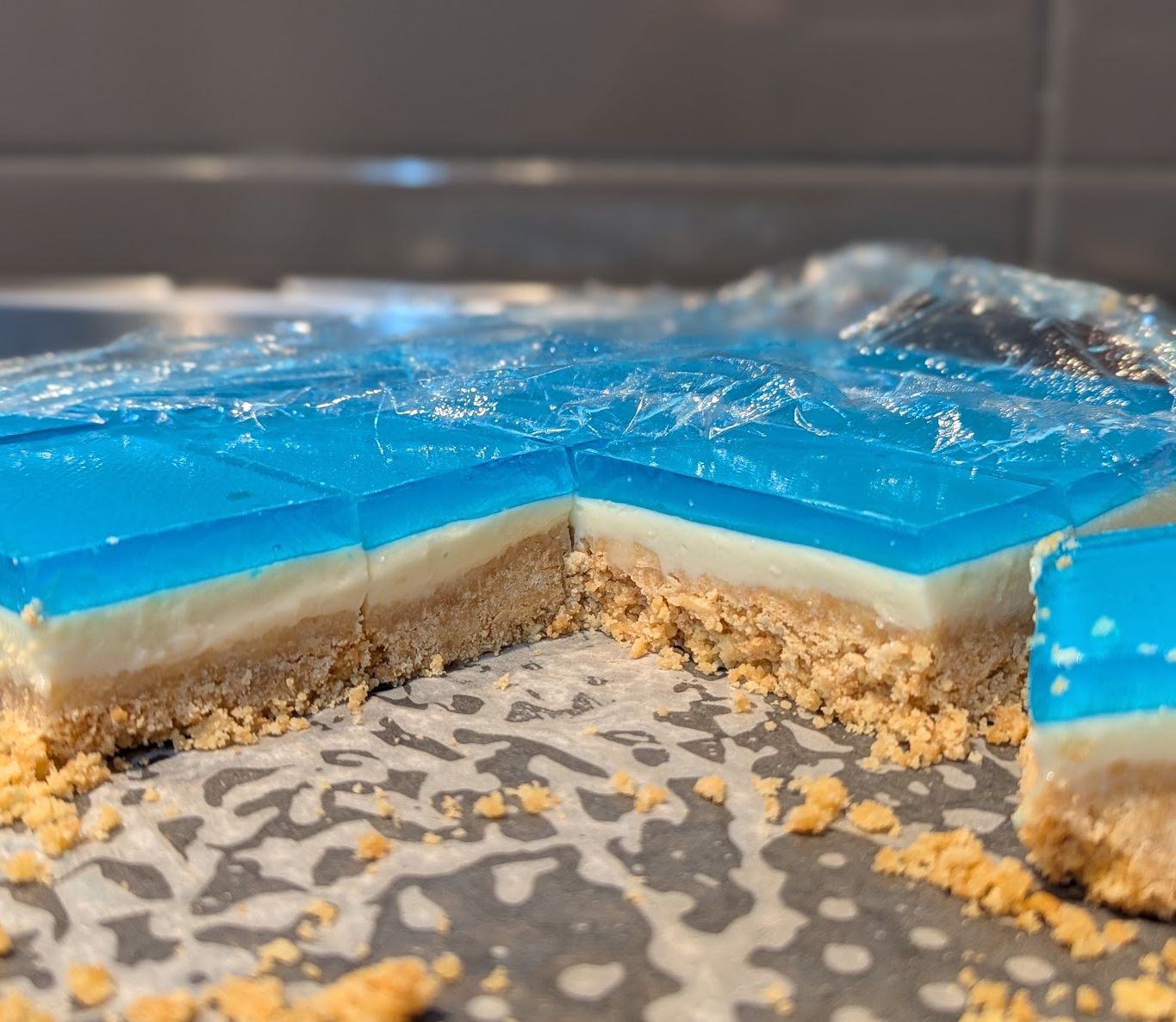 Blue Jelly Slice | bunch