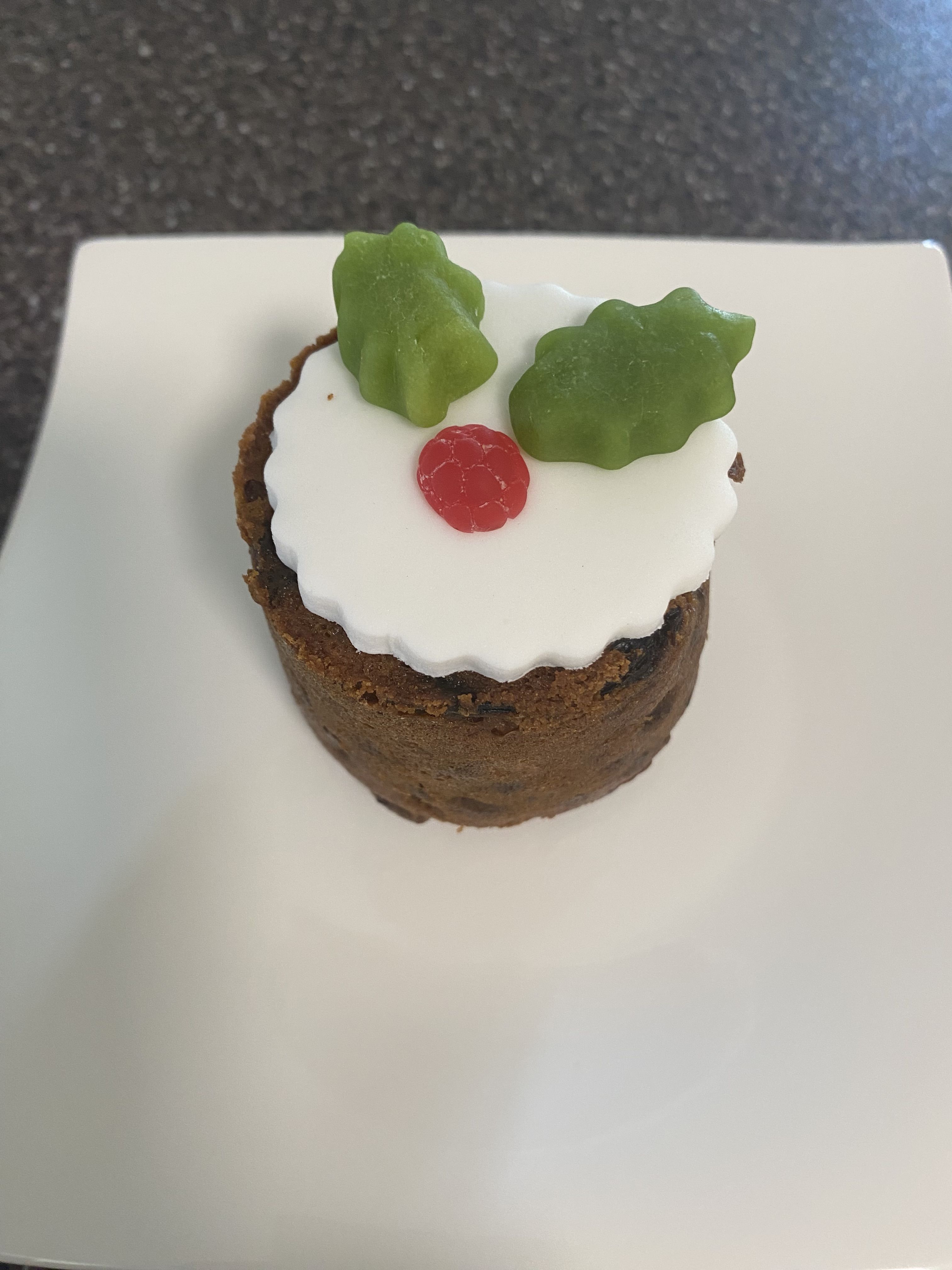 Mini Fruit Cakes | bunch