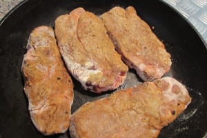 Slow Cooked Pork Forequarter Cutlets (Bone in) | bunch